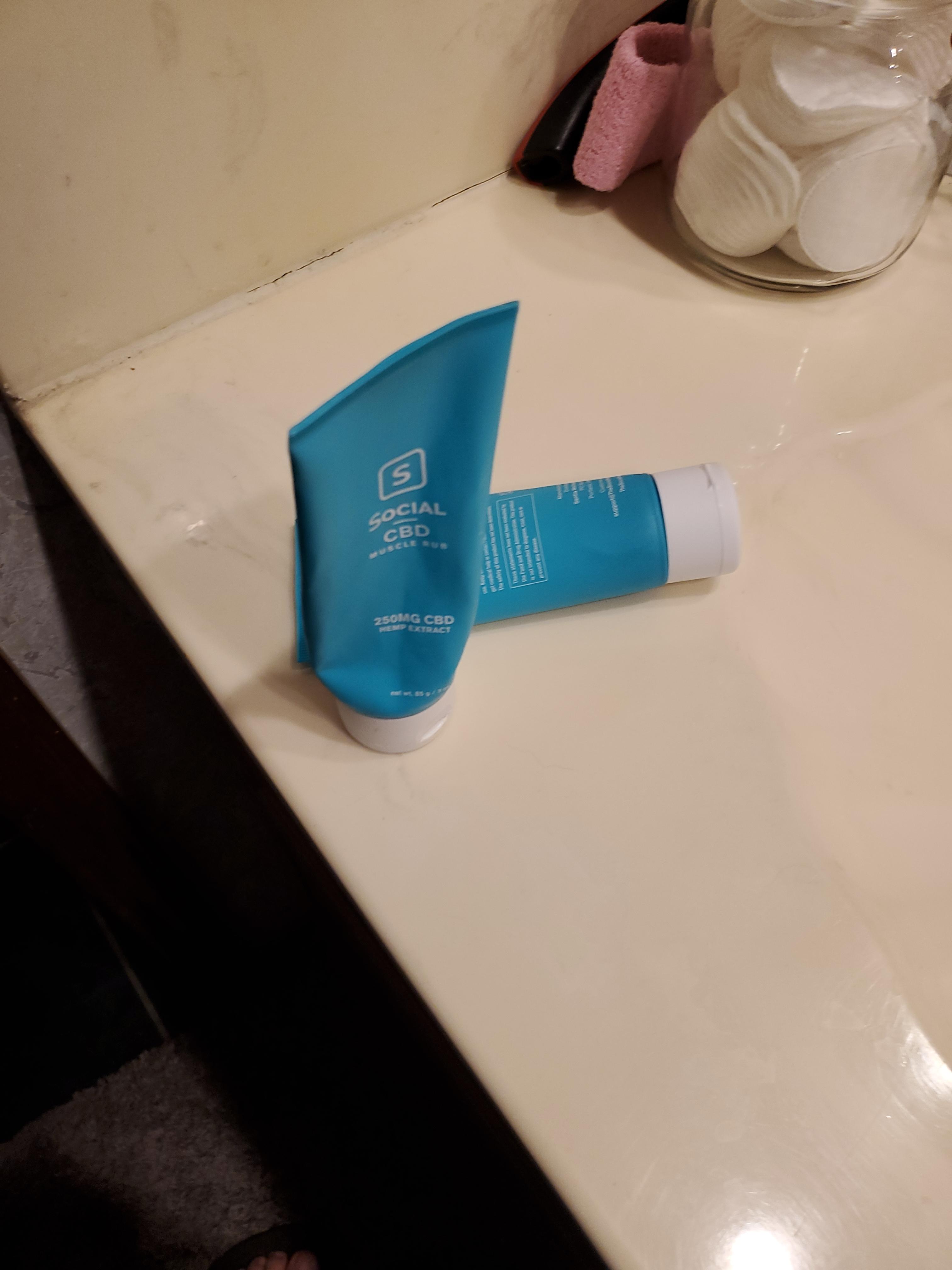 Amazon.com: Select S Hemp Muscle Rub - Hemp Rub 3oz, 250m : Health ...