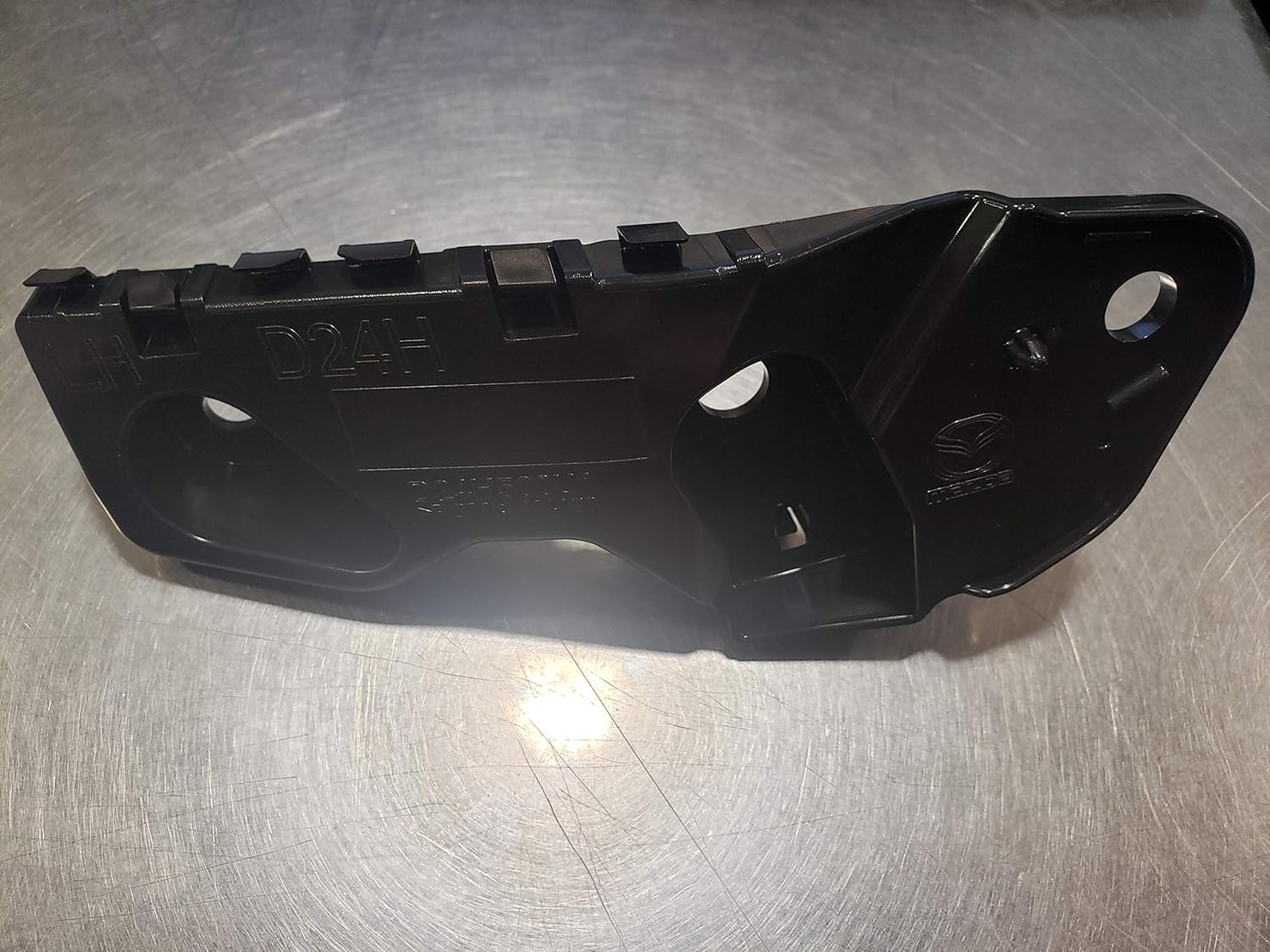 Amazon.com: New Genuine OEM 2017-2019 CX-3 Front Bumper Retainer (L ...