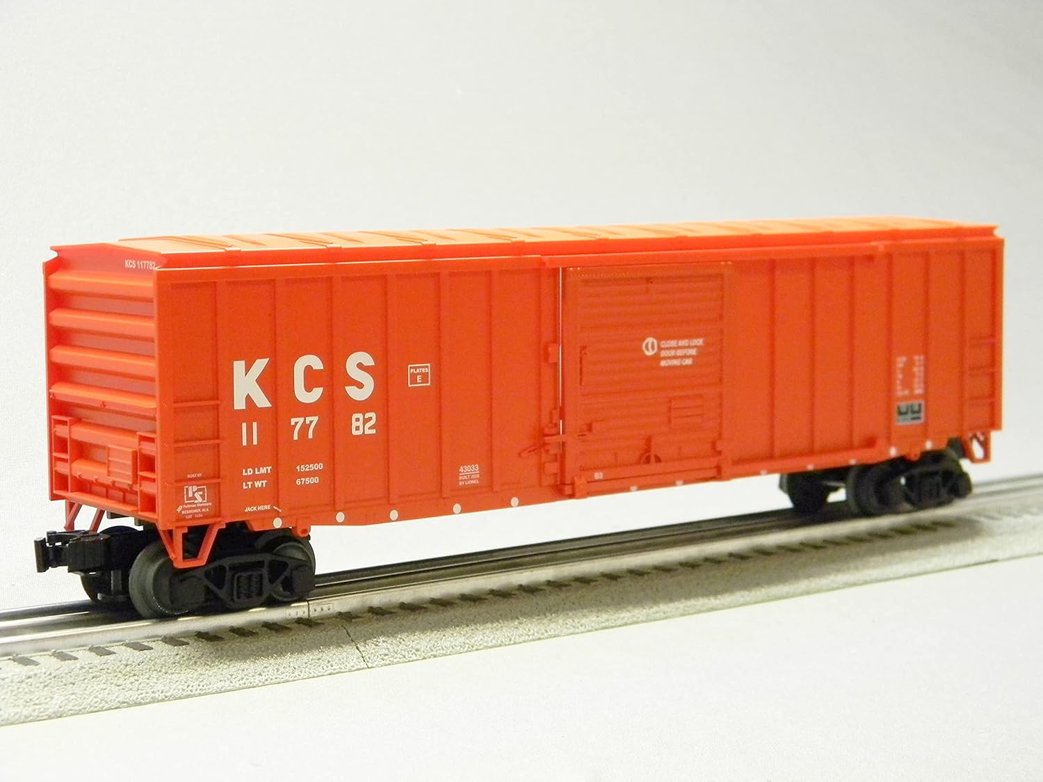 Amazon.com: Lionel KCS 50' BOXCAR #117782 : Arts, Crafts & Sewing