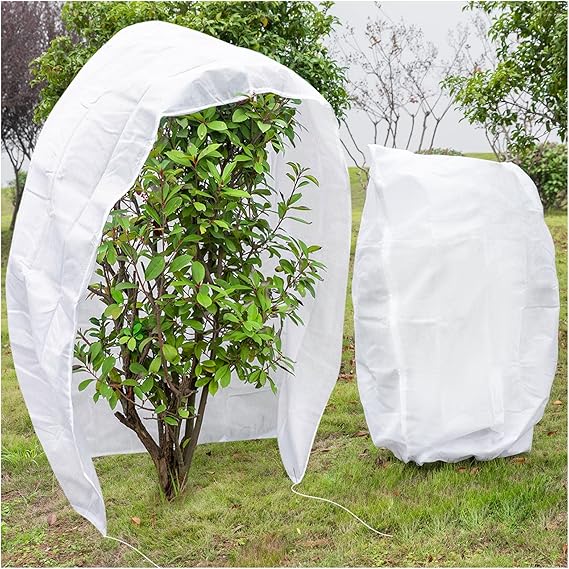 Amazon.com : 2 Pcs Plant Covers Freeze Protection, Frost Cloth Plant ...
