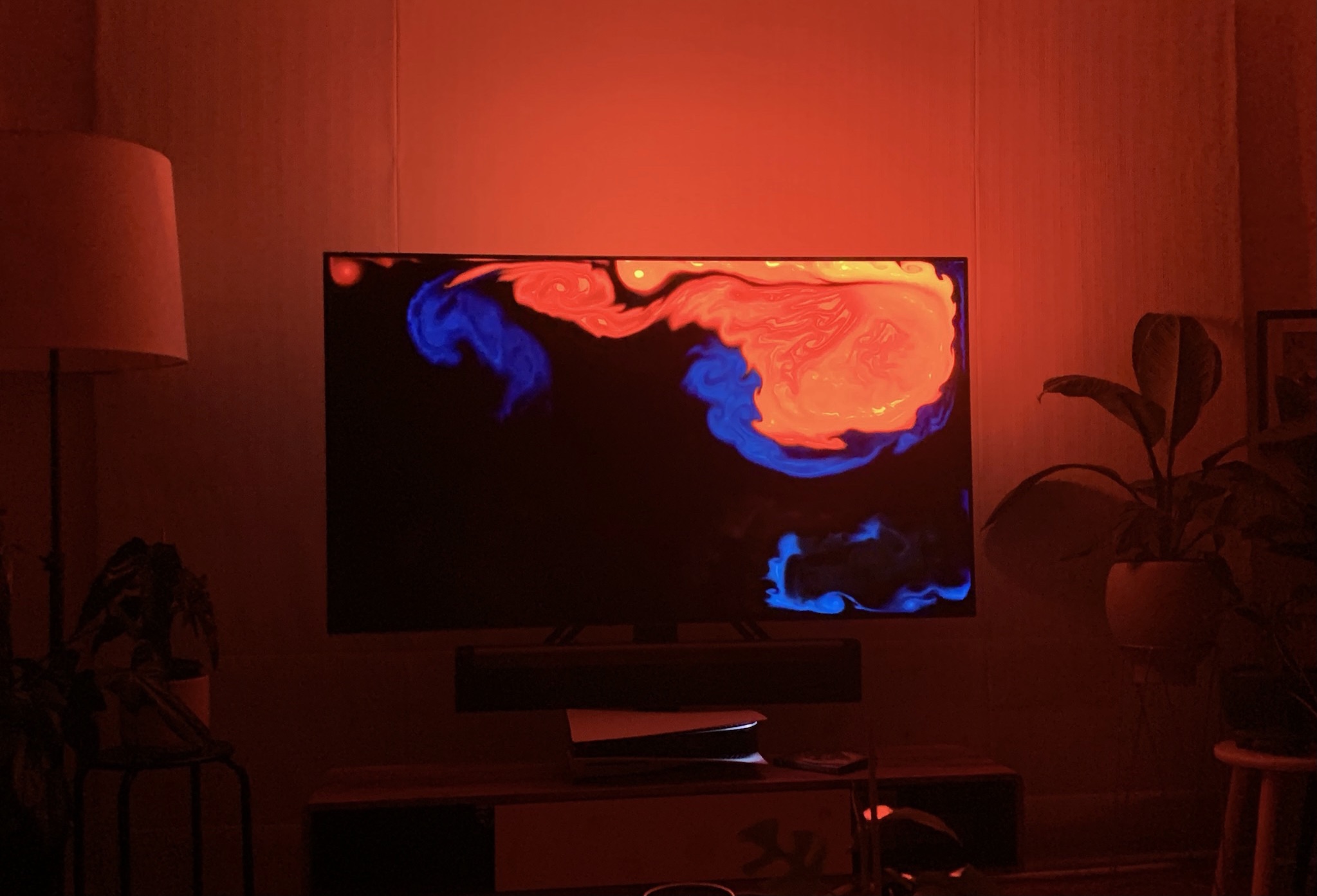 Philips Hue Gradient Lightstrip for 65 Inch TV, Sync with Media and ...