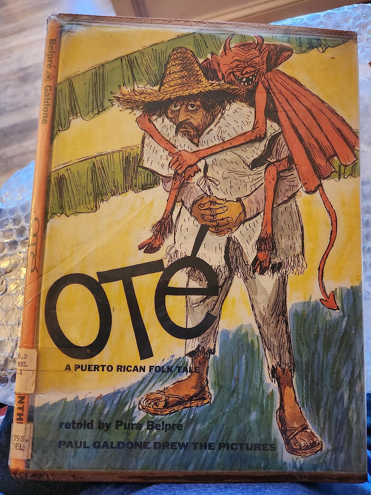 Ote: A Puerto Rican Folk Tale: Belpre, Pura: 9780394908090: Amazon.com ...