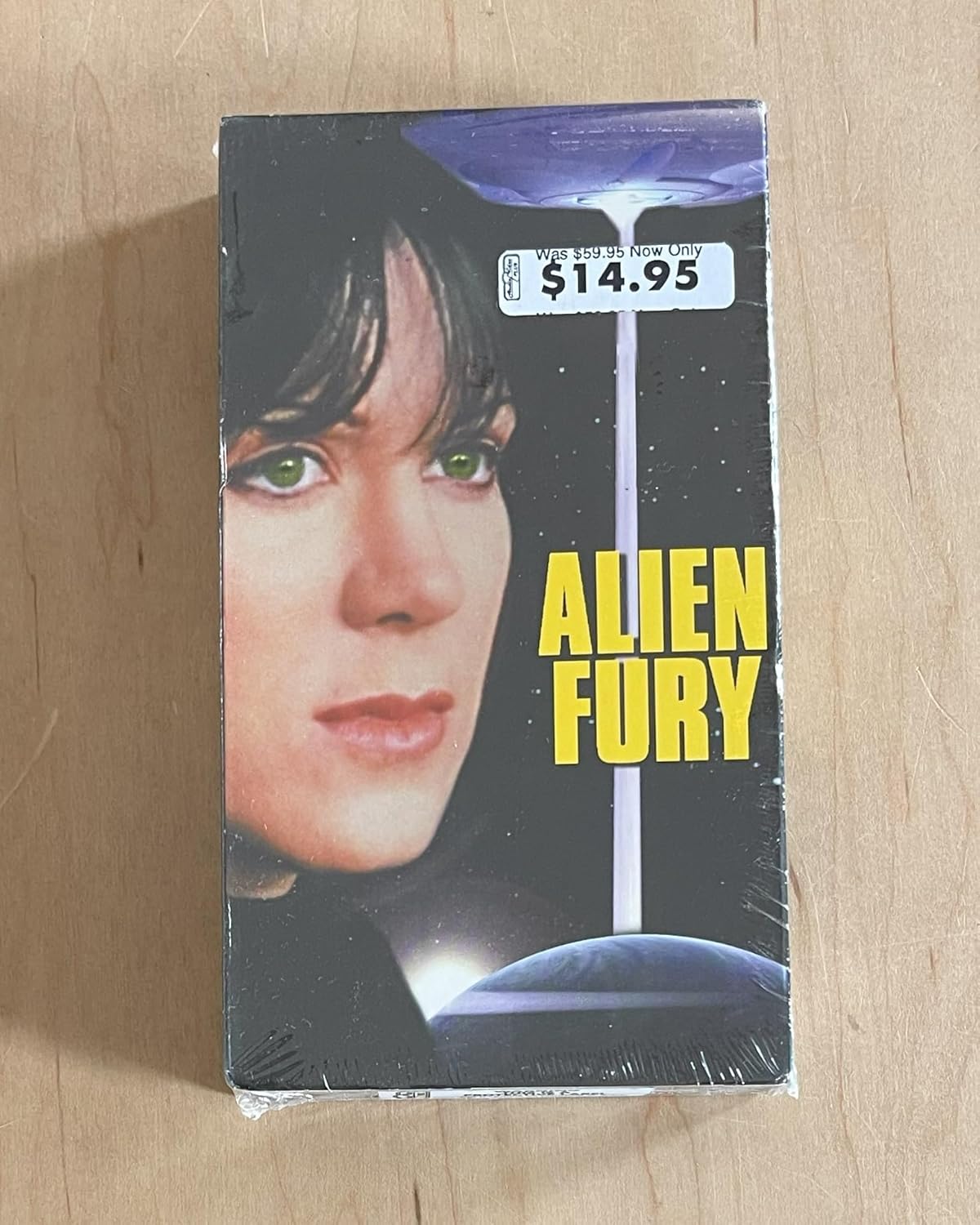 Amazon.com: Alien Fury [VHS] : Dale Midkiff, Stephen Tobolowsky, Kelly ...