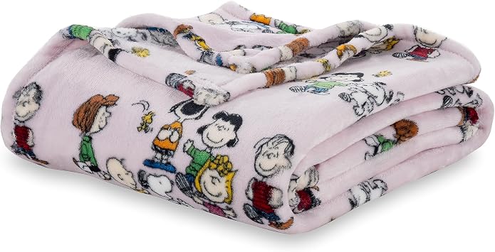 Amazon.com: Berkshire Blanket Peanuts® VelvetLoft® Cute Character ...