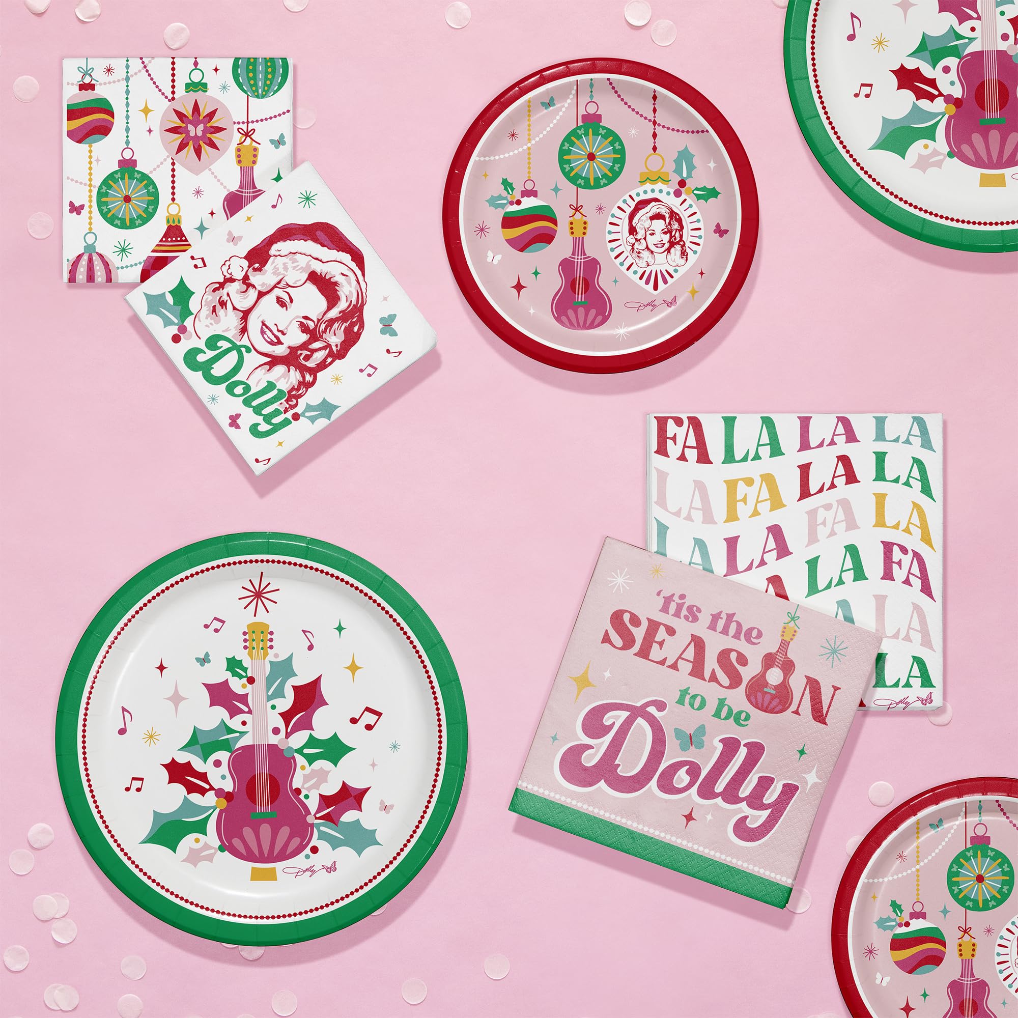 Amazon.com: Dolly Parton Holly Dolly Christmas Tableware Set, Serves 8 ...