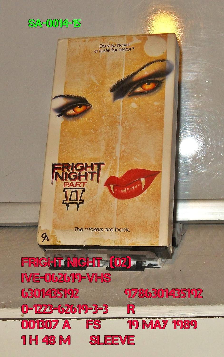 Amazon.com: Fright Night Part 2 [VHS] : Roddy McDowall, William ...