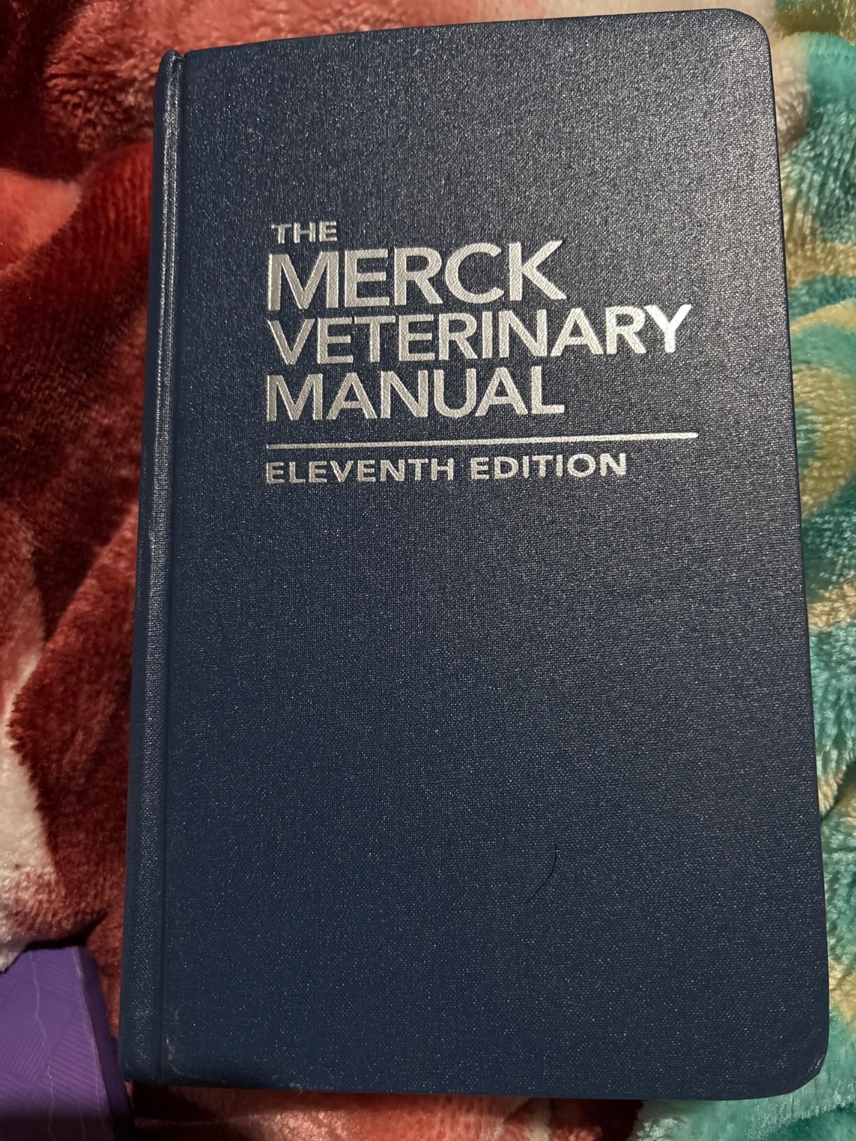 Buy MERCK VETERINARY MANUAL, 11TH EDN Book Online at Low Prices in ...