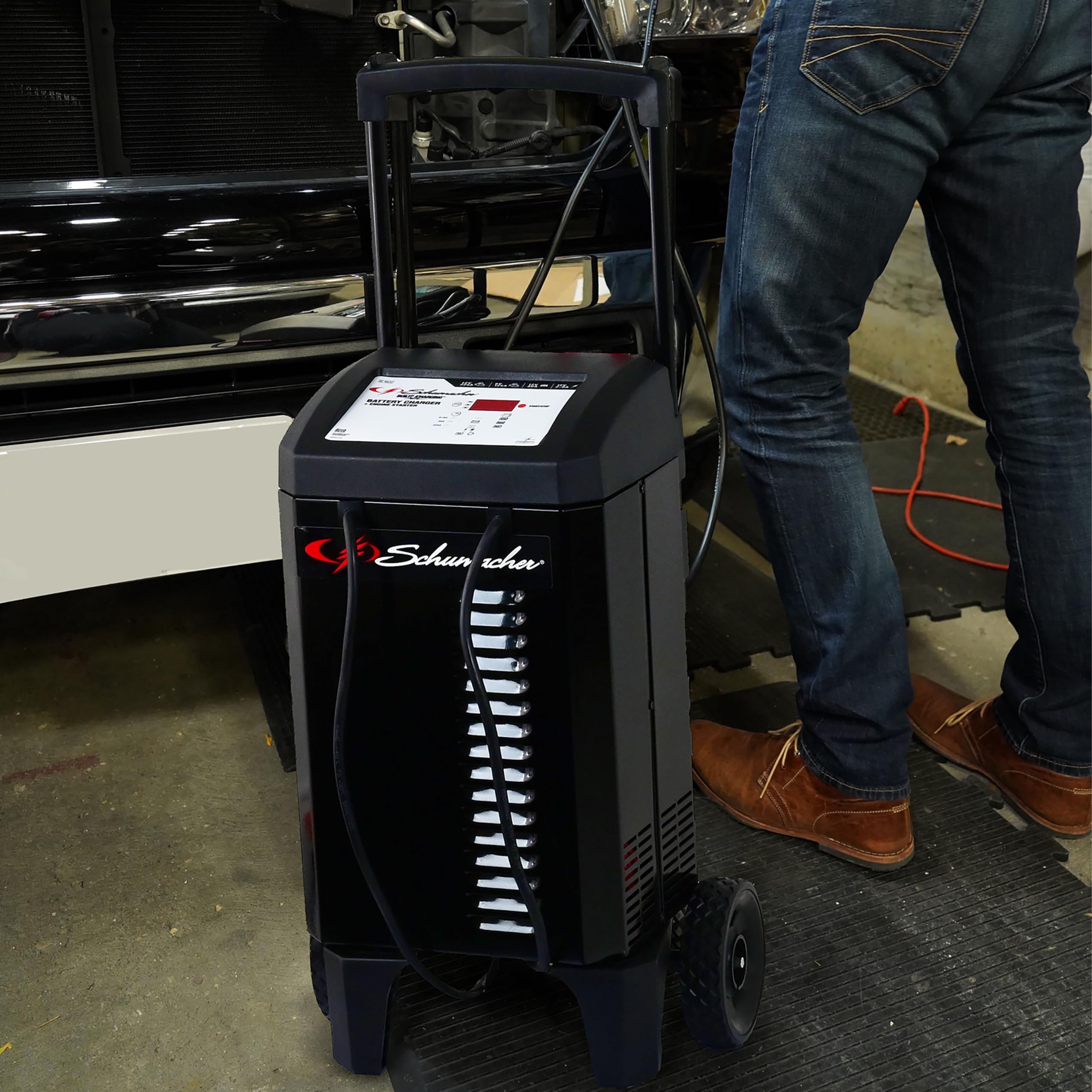 Snapklik.com : Schumacher Electric Wheeled Automatic 6A Car Battery ...