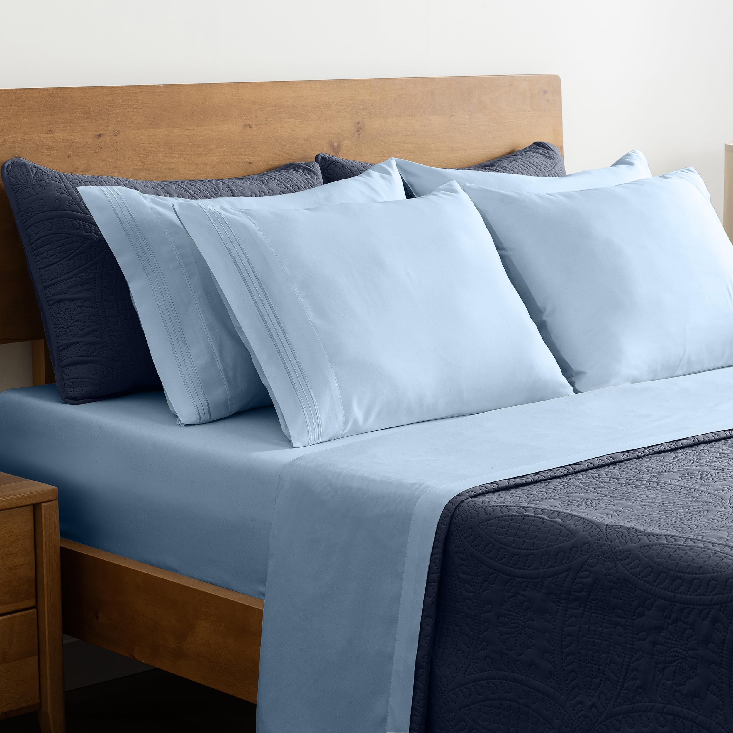 Amazon.com: Mellanni Bedspread Coverlet Set + 6PC Sheets Set Bundle ...