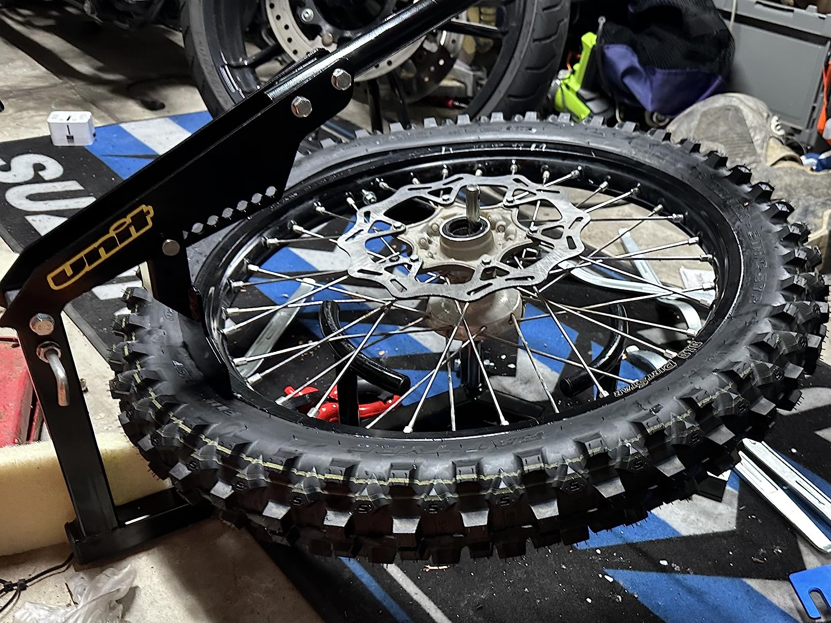 Amazon.co.jp: ダートフリーク(Dirtfreak) UNIT E1220 タイヤチェンジャー ビードブレーカー付 タイヤ交換 ビードブレーカー付 対応ホイール径16~21インチ ...