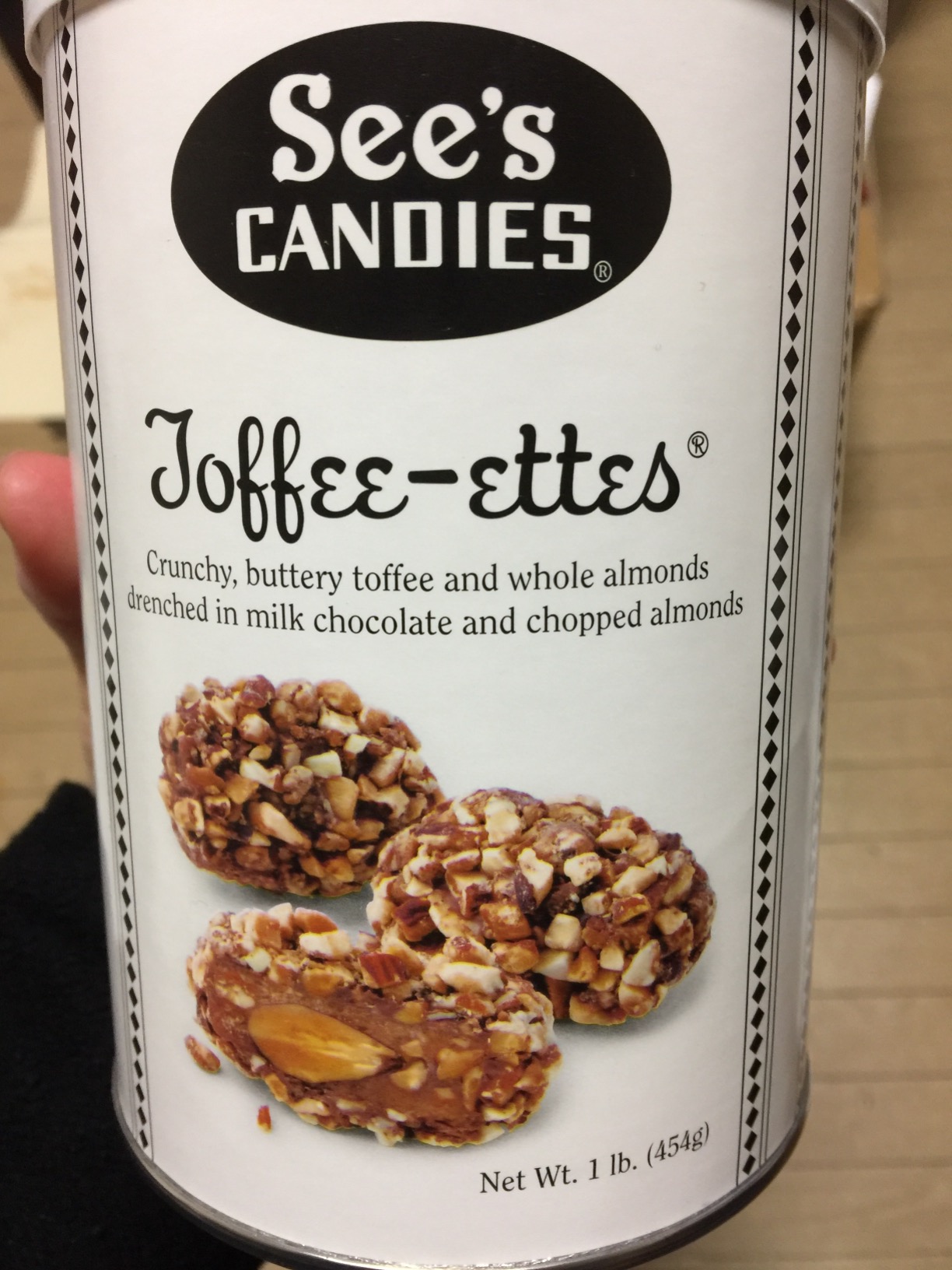 Amazon | See's(シーズ) トフィーエッツ 454g アメリカ製 See's TOFFEE-ETTES 1pound【並行輸入品 ...