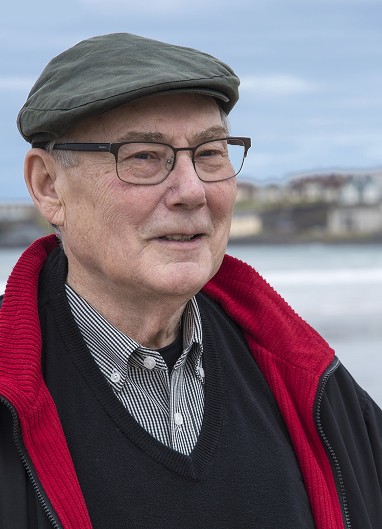 Amazon.com: Ray Barnett: books, biography, latest update