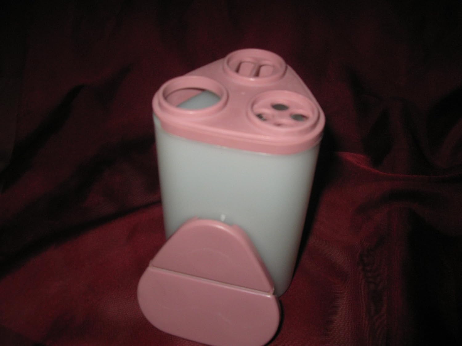 Amazon.com: Tupperware Triangle Cheese Container : Home & Kitchen