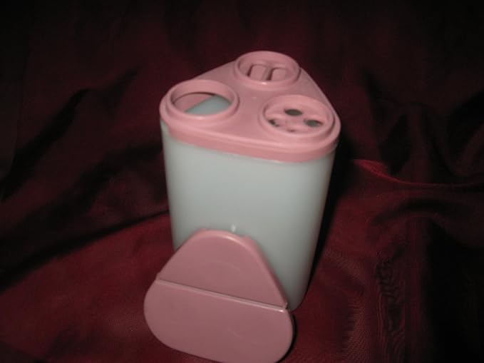 Amazon.com: Tupperware Triangle Cheese Container : Home & Kitchen