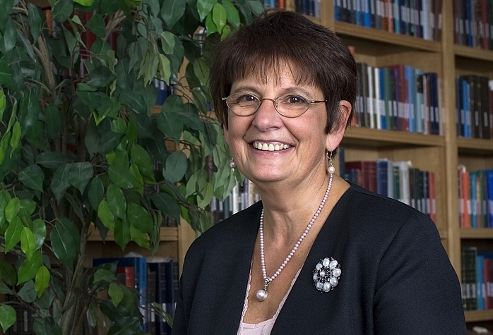 Amazon.com: Janet R. Mccormack: books, biography, latest update