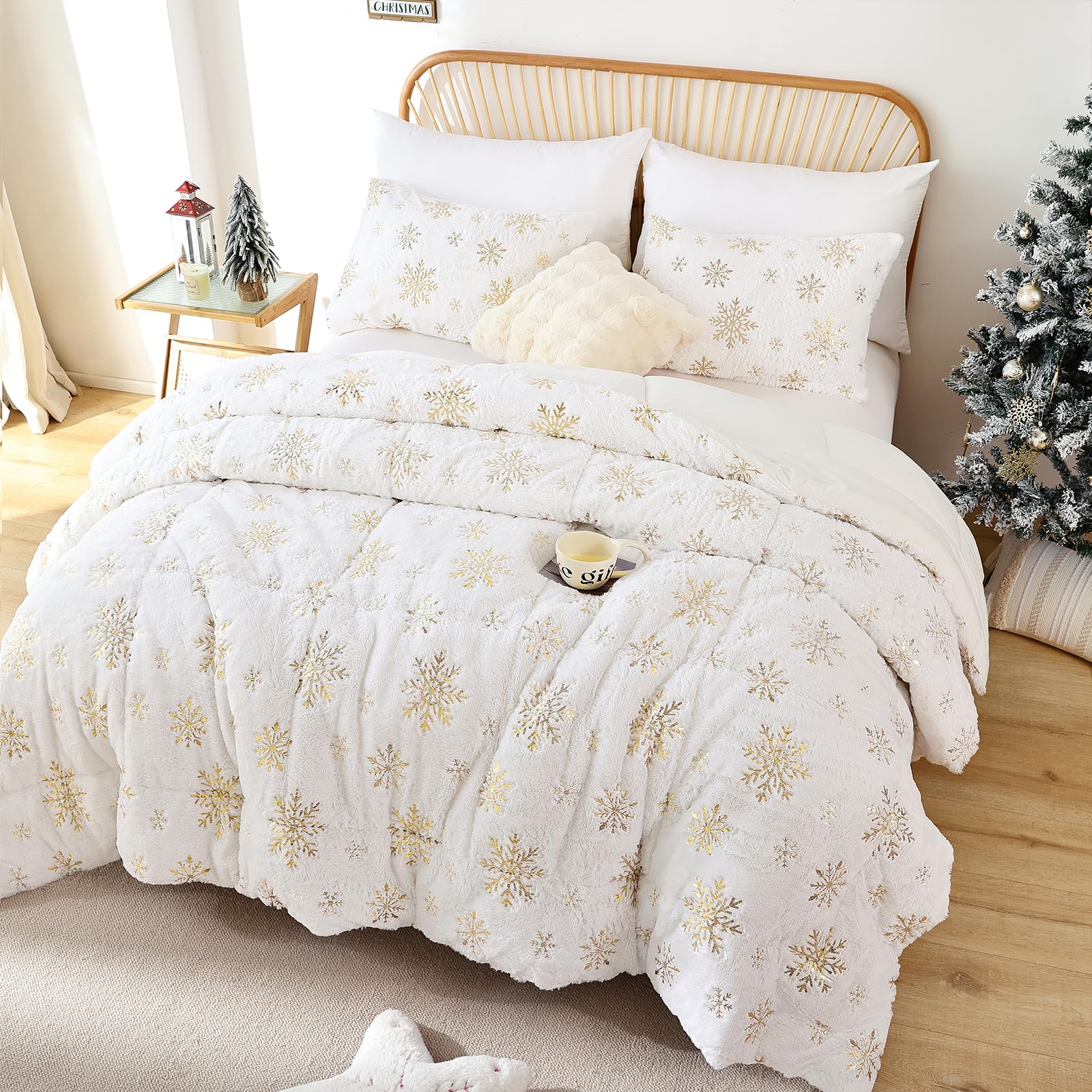 weigelia Christmas Comforter Set Queen White Snowflake Comforter with 2 ...