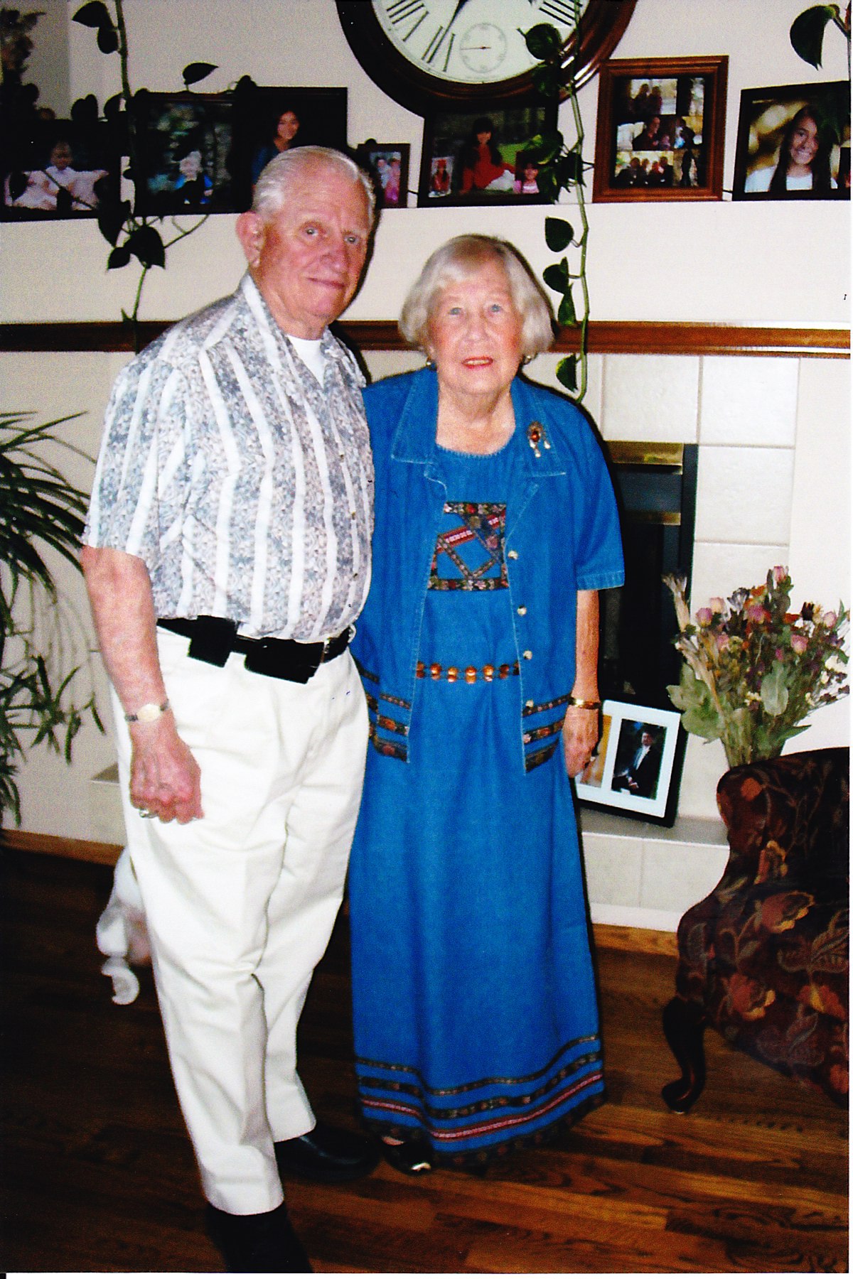 Amazon.com: David E. Teich Sr.: books, biography, latest update