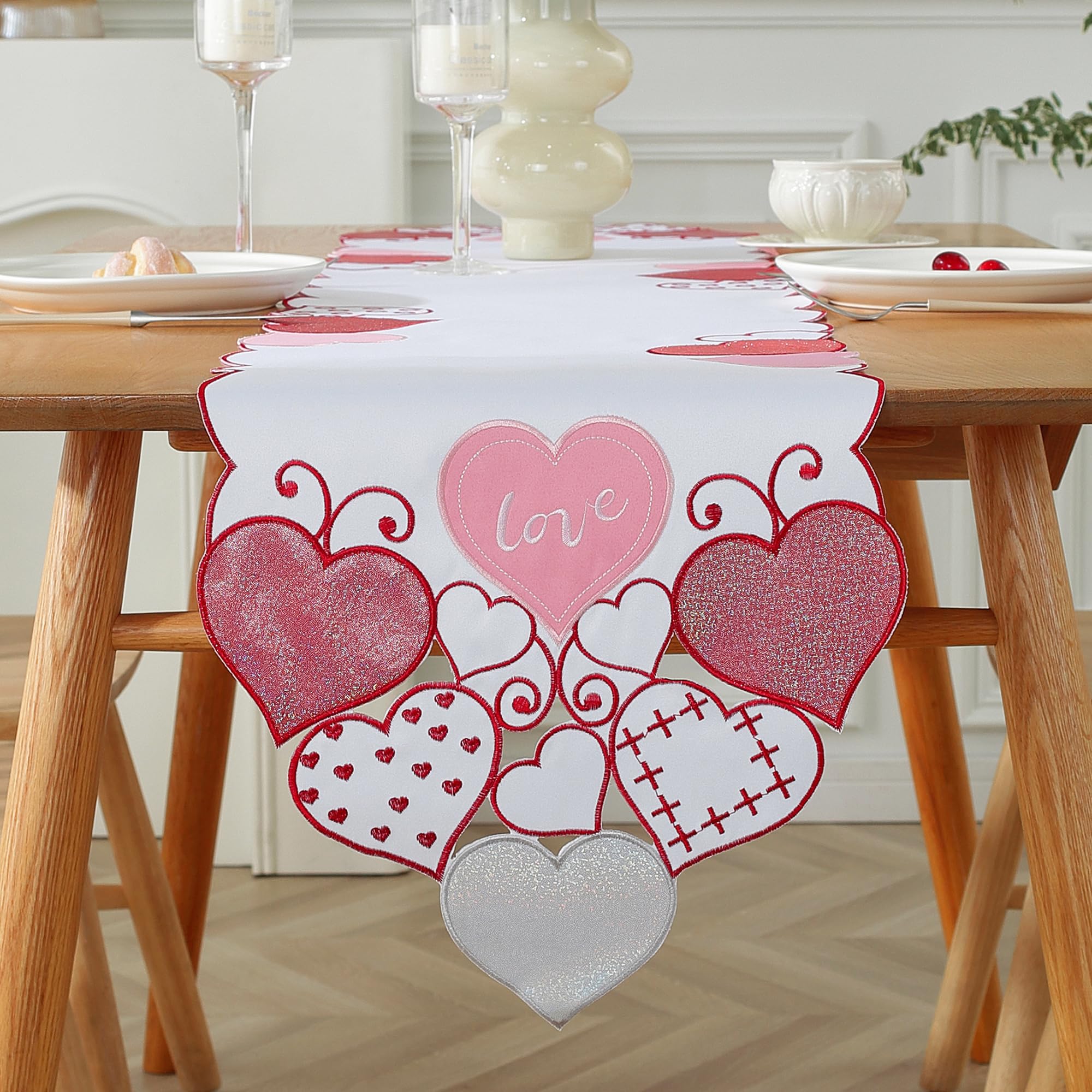 Amazon.com: Tseidigs Valentines Day Decor Valentines Day Table Runner ...