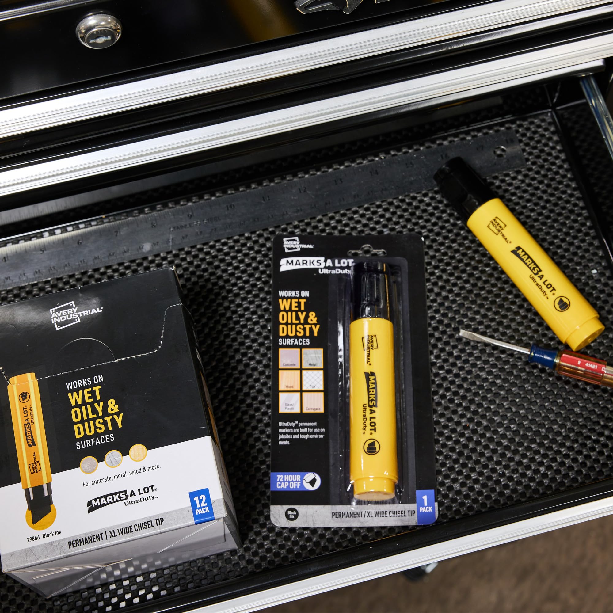 Snapklik.com : Avery Marks A Lot UltraDuty Permanent Markers, XL Wide ...