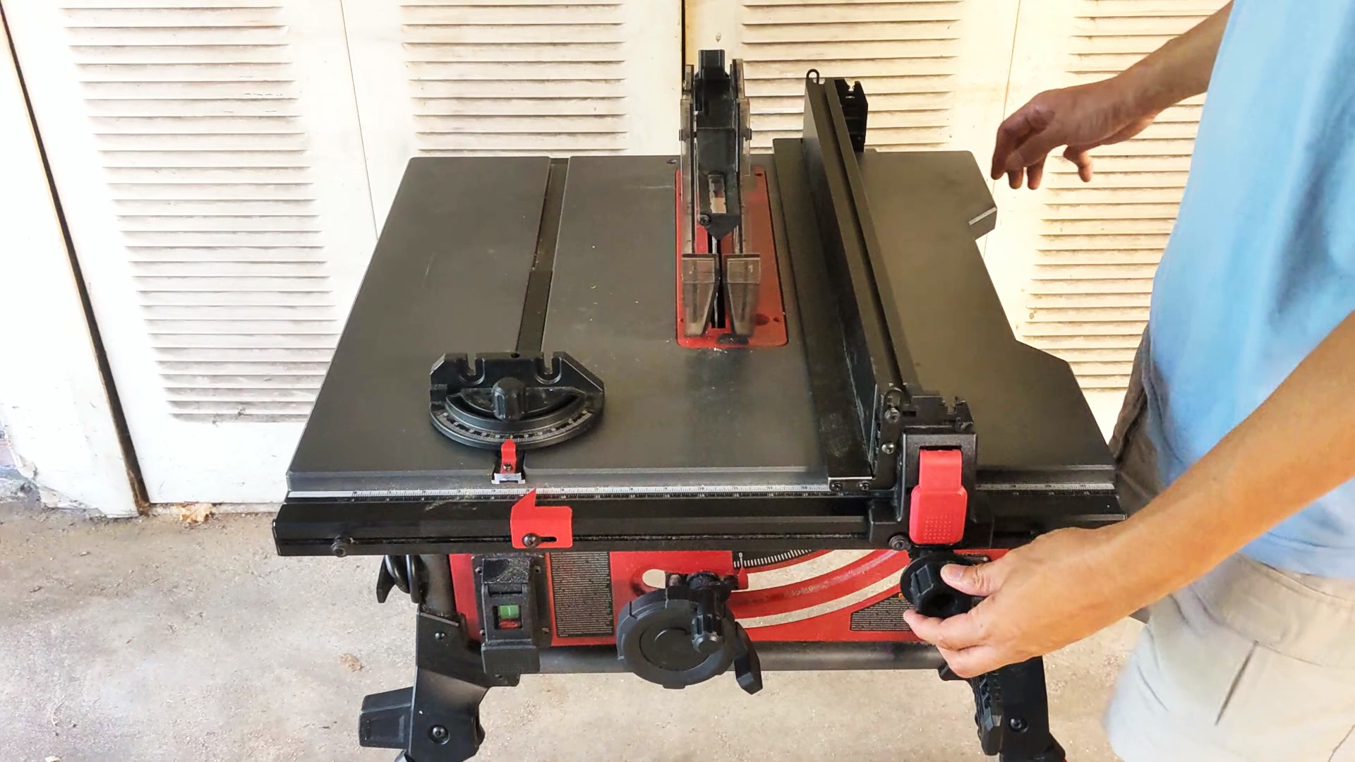 Watch Skil portable table saw& product walkthrough on Amazon Live
