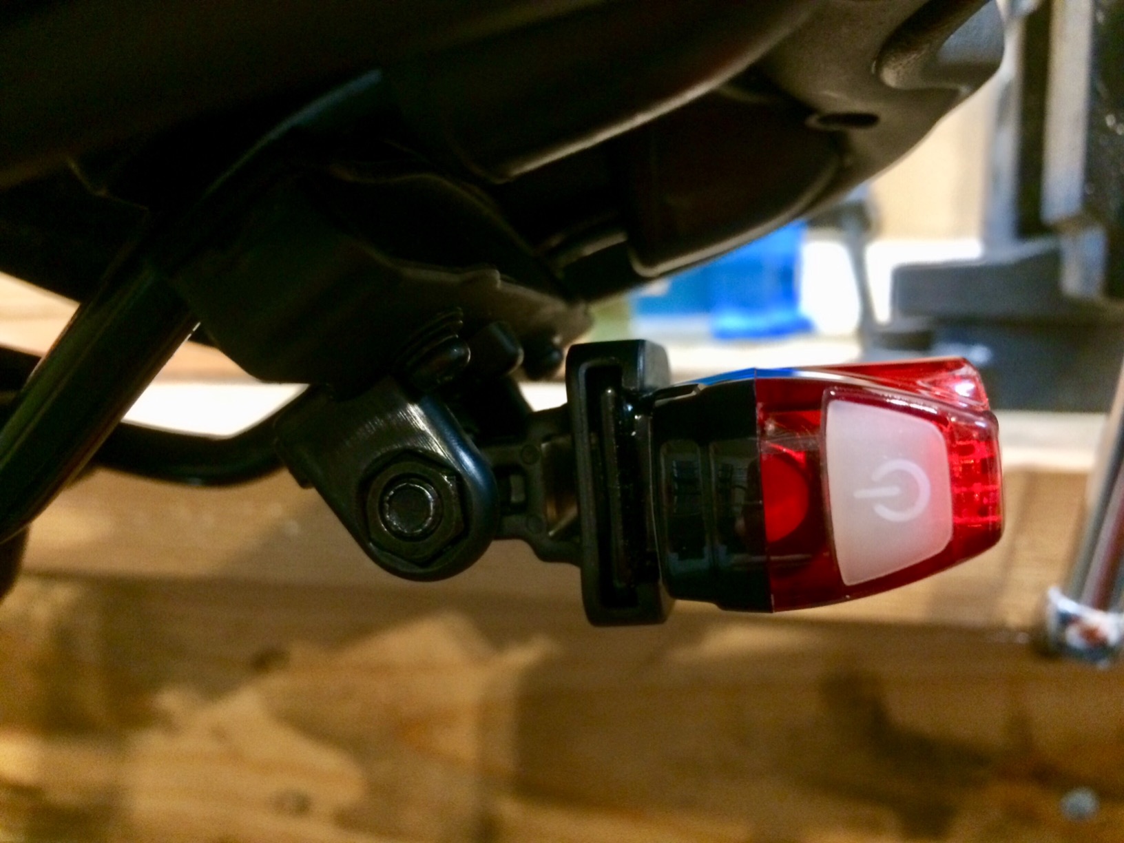 CatEye CA5446510 RM-1 Rear Saddle Mount Bracket Cycling Lights and ...