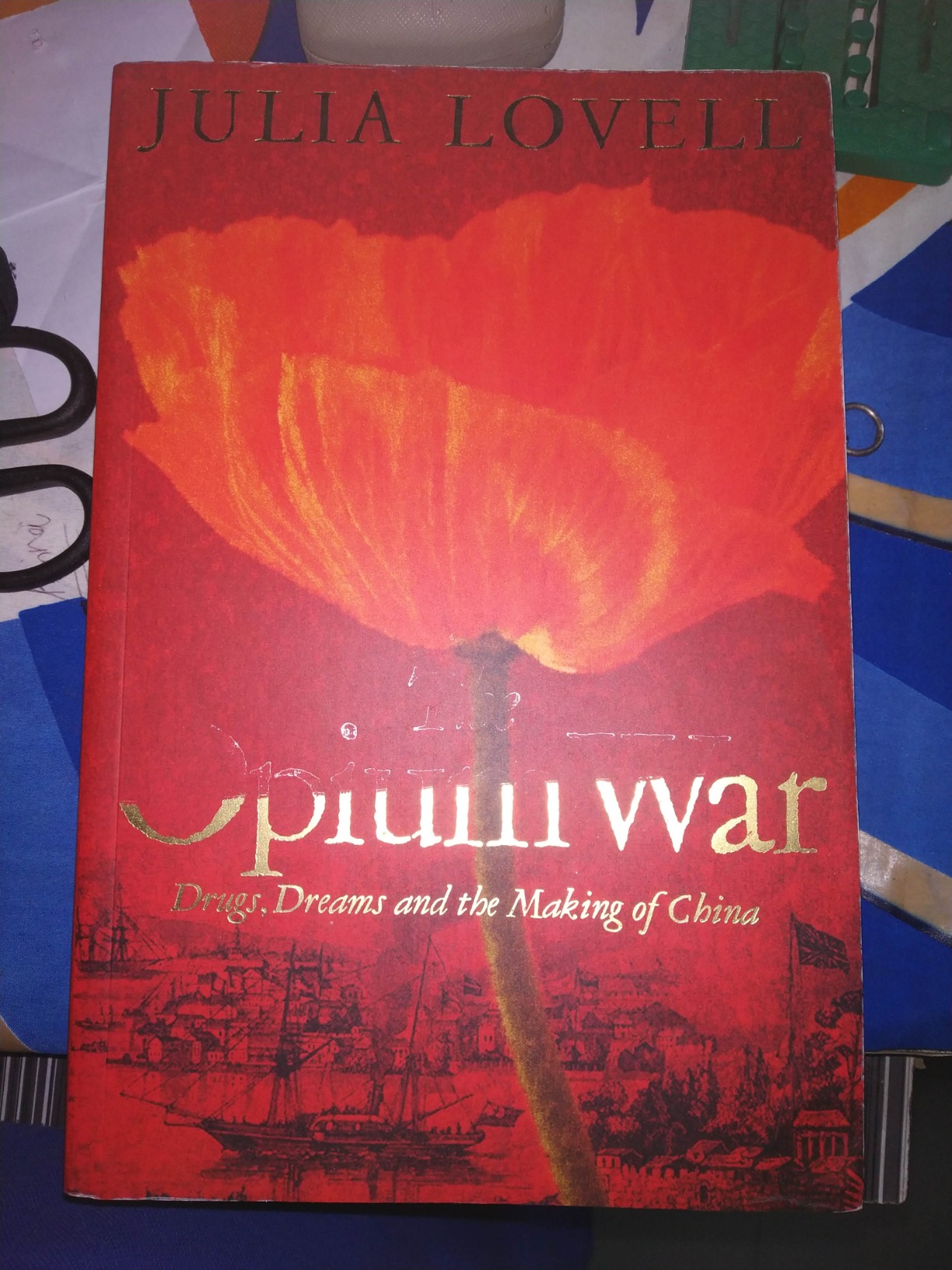 The Opium War : Lovell, Julia: Amazon.in: Books