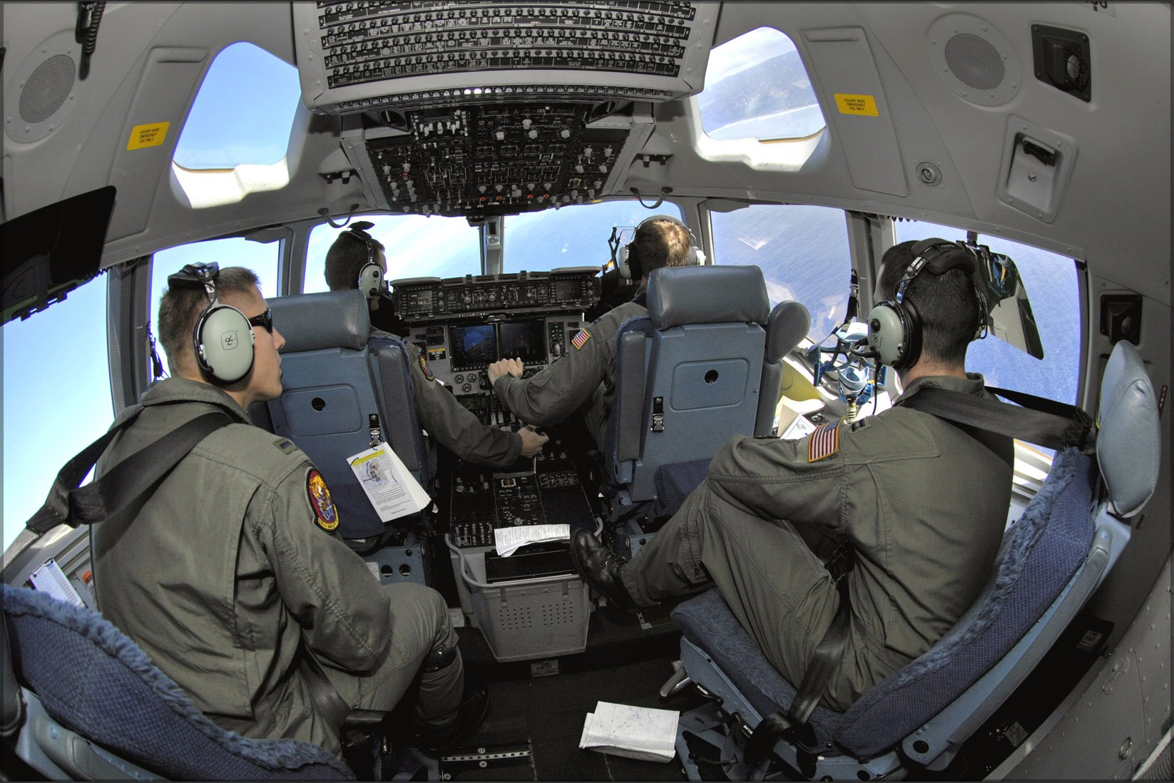 C 17 Cockpit