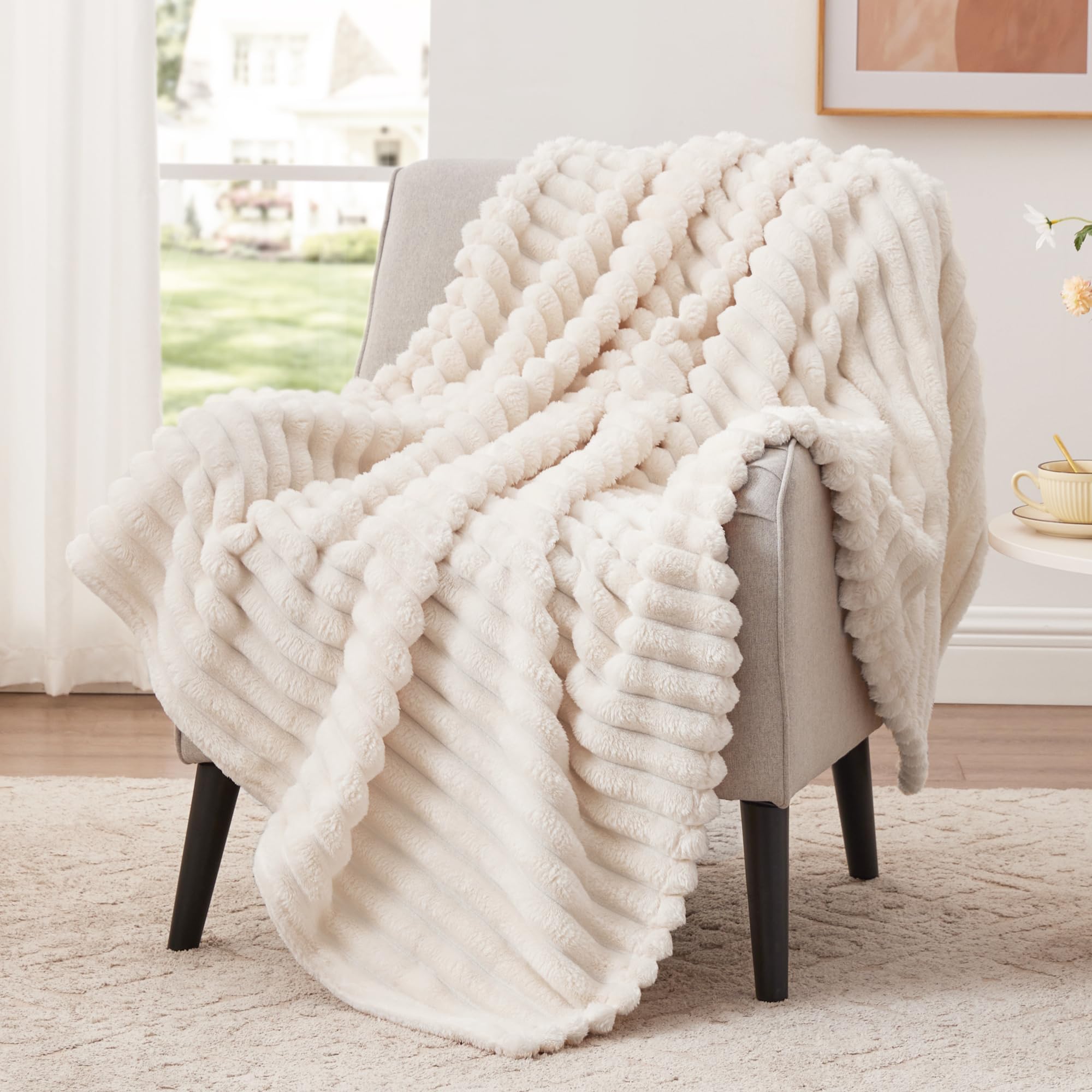 Amazon.com: EXQ Home Fleece Throw Blanket for Couch or Bed - 3D Plaid ...
