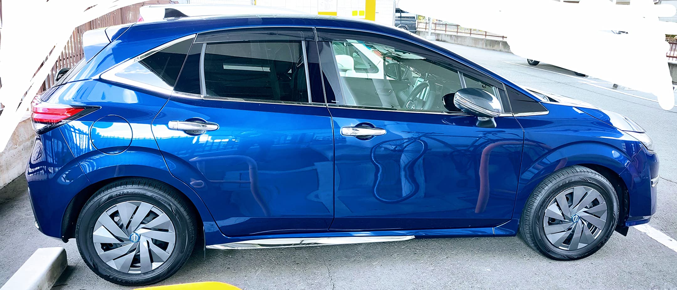 Amazon | emblem･M ノート e13 パーツ サイドドアガーニッシュ 2P カスタムパーツ 新型 日産 NOTE E13 e-POWER(在庫) | ガーニッシュ | 車＆バイク