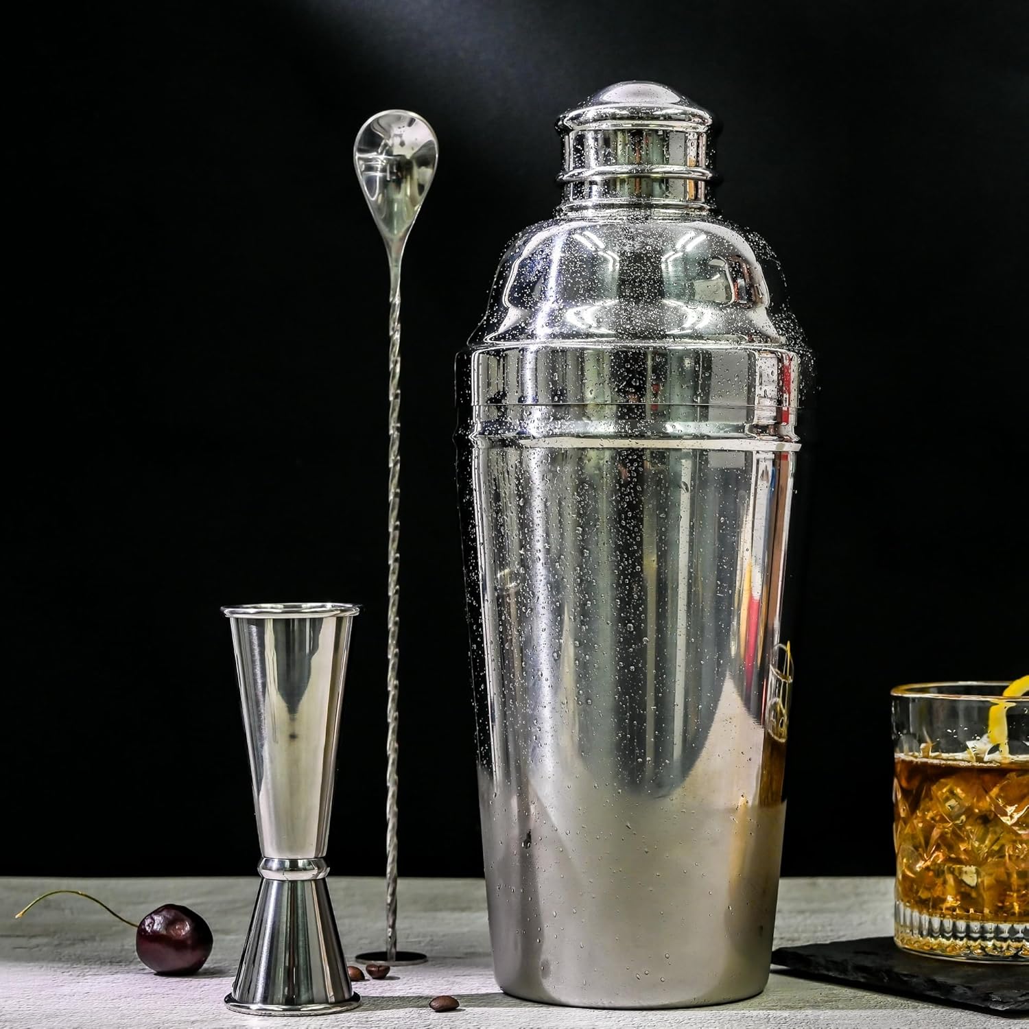 Amazon.com: Generic Large Cocktail Shaker Set with 60oz Large Drink ...