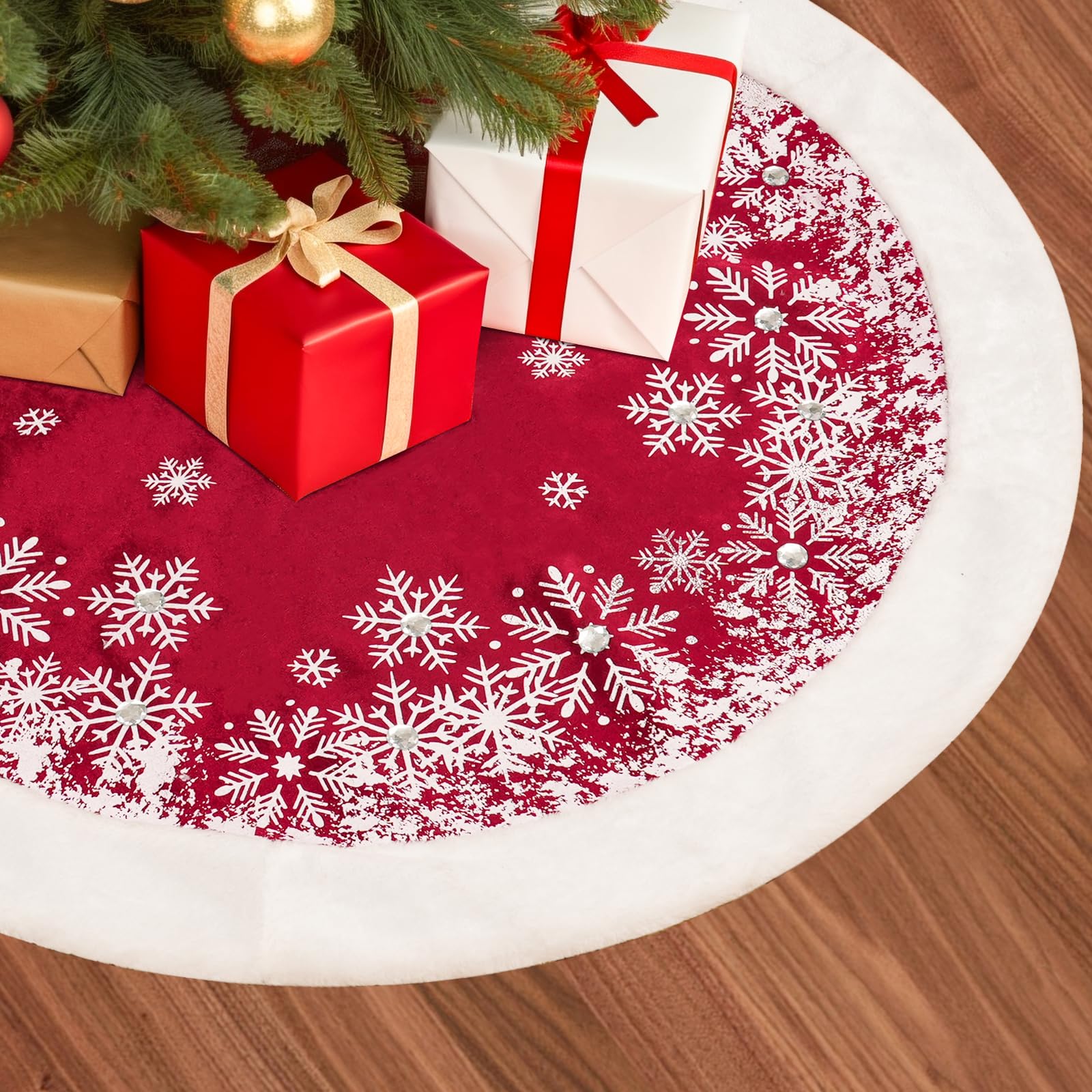 Amazon.com: PIKRONSH Christmas Tree Skirt, 32 Inch Red Velvet Tree ...