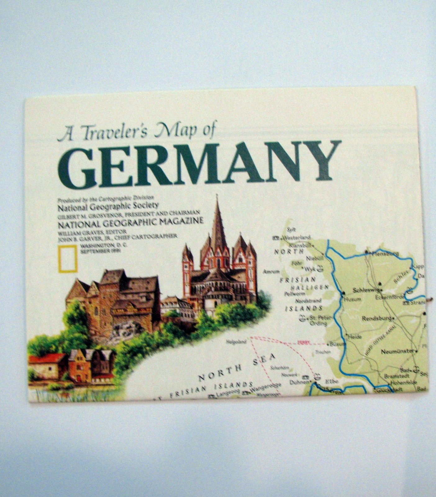 Germany - A Traveler's Map: National Geographic Society: Amazon.com: Books