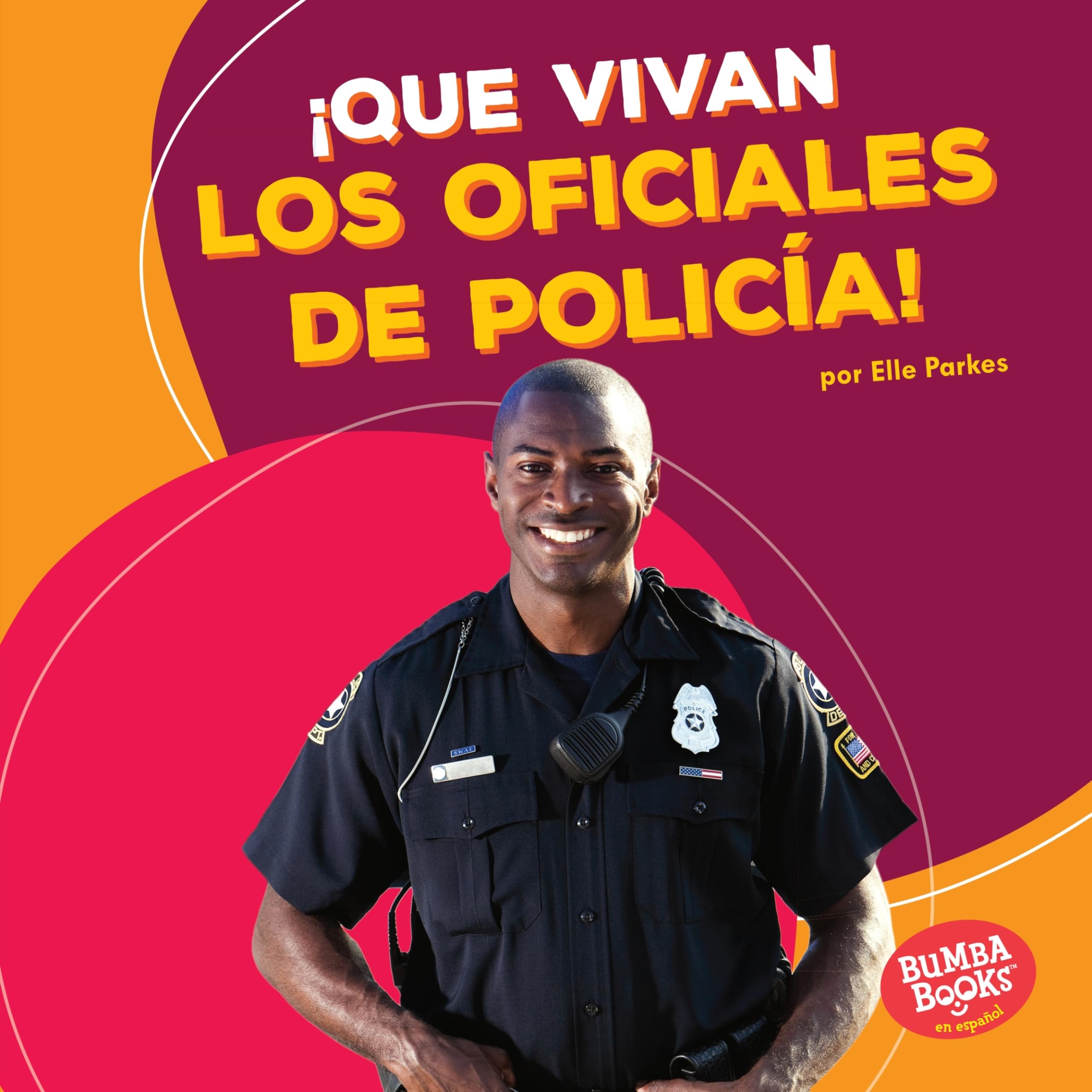 Oficiales De Policía Ayudando A La Comunidad