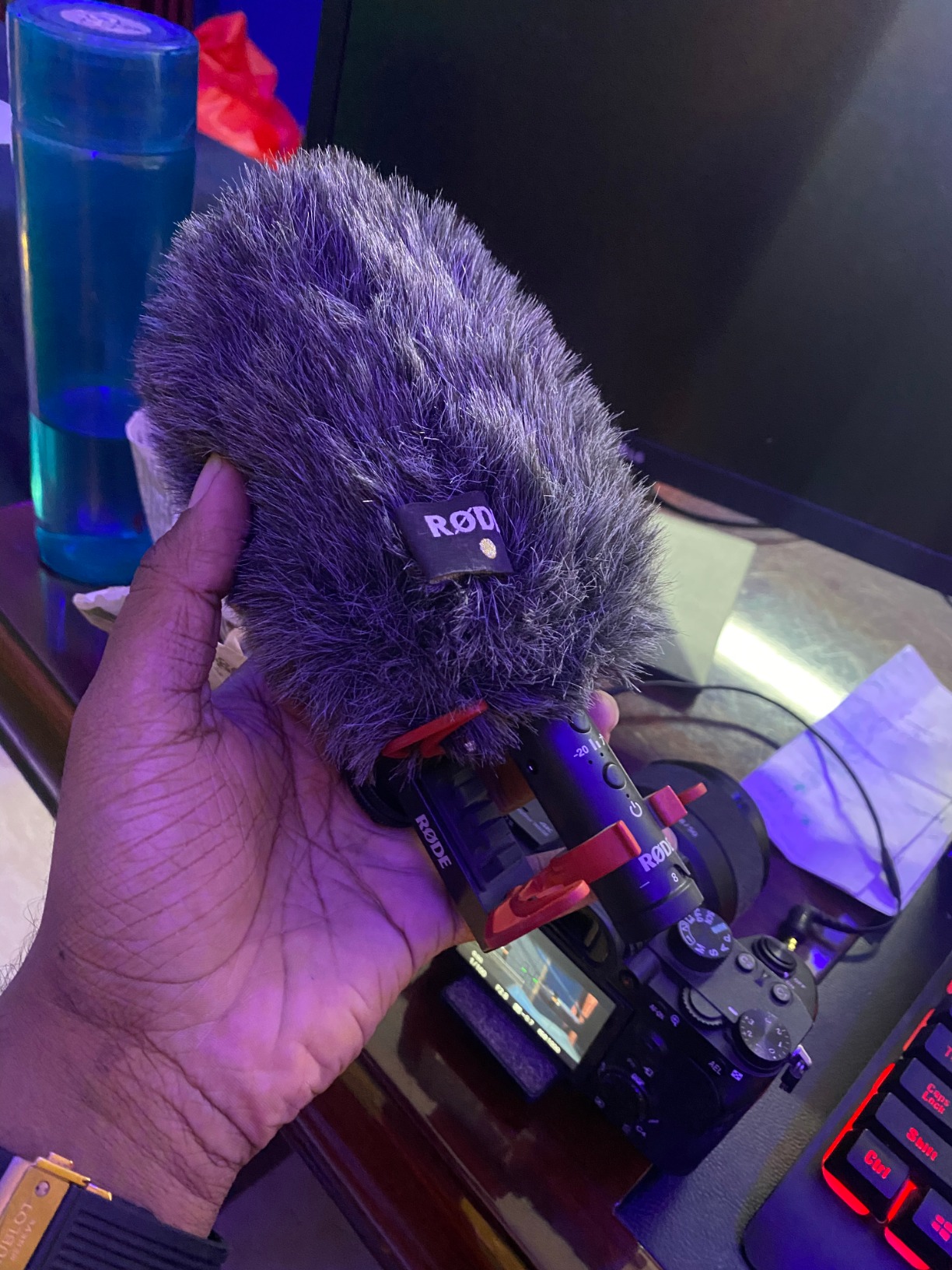 Rode VideoMic NTG USB Unidirectional On-Camera Shotgun Microphone ...