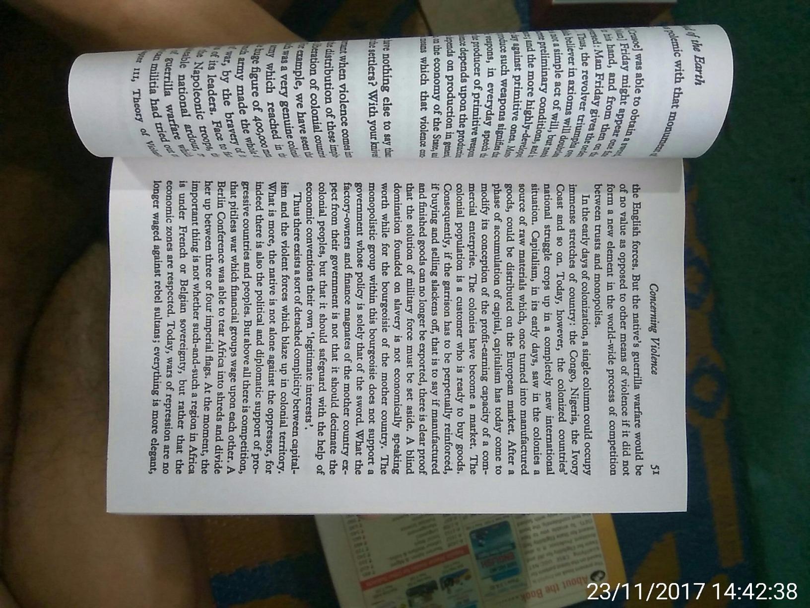 Wretched Of The Earth (Penguin Modern Classics) : Fanon, Frantz ...