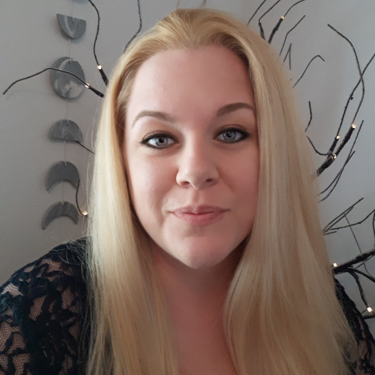 Amazon.co.uk: Alisha Ashton: books, biography, latest update