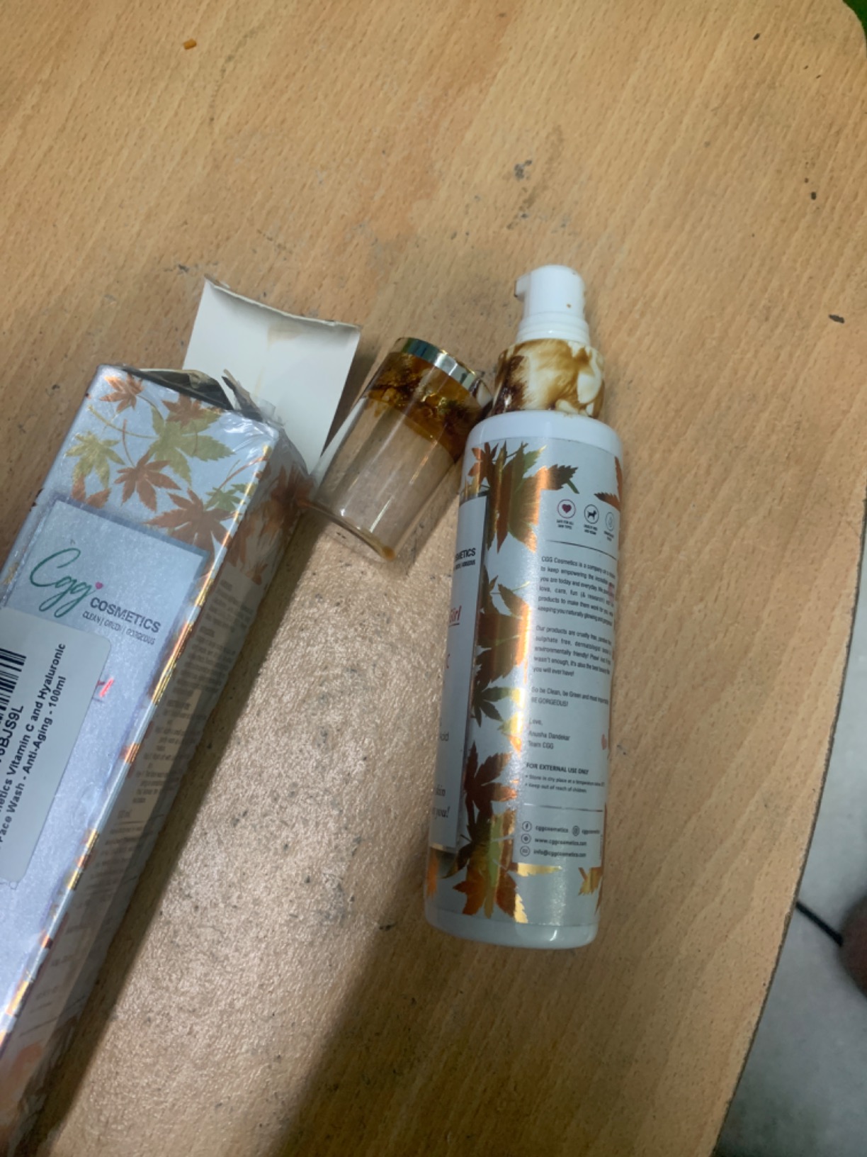 CGG Cosmetics Vitamin C & Hyaluronic Acid Face Wash – Anti-Aging ...