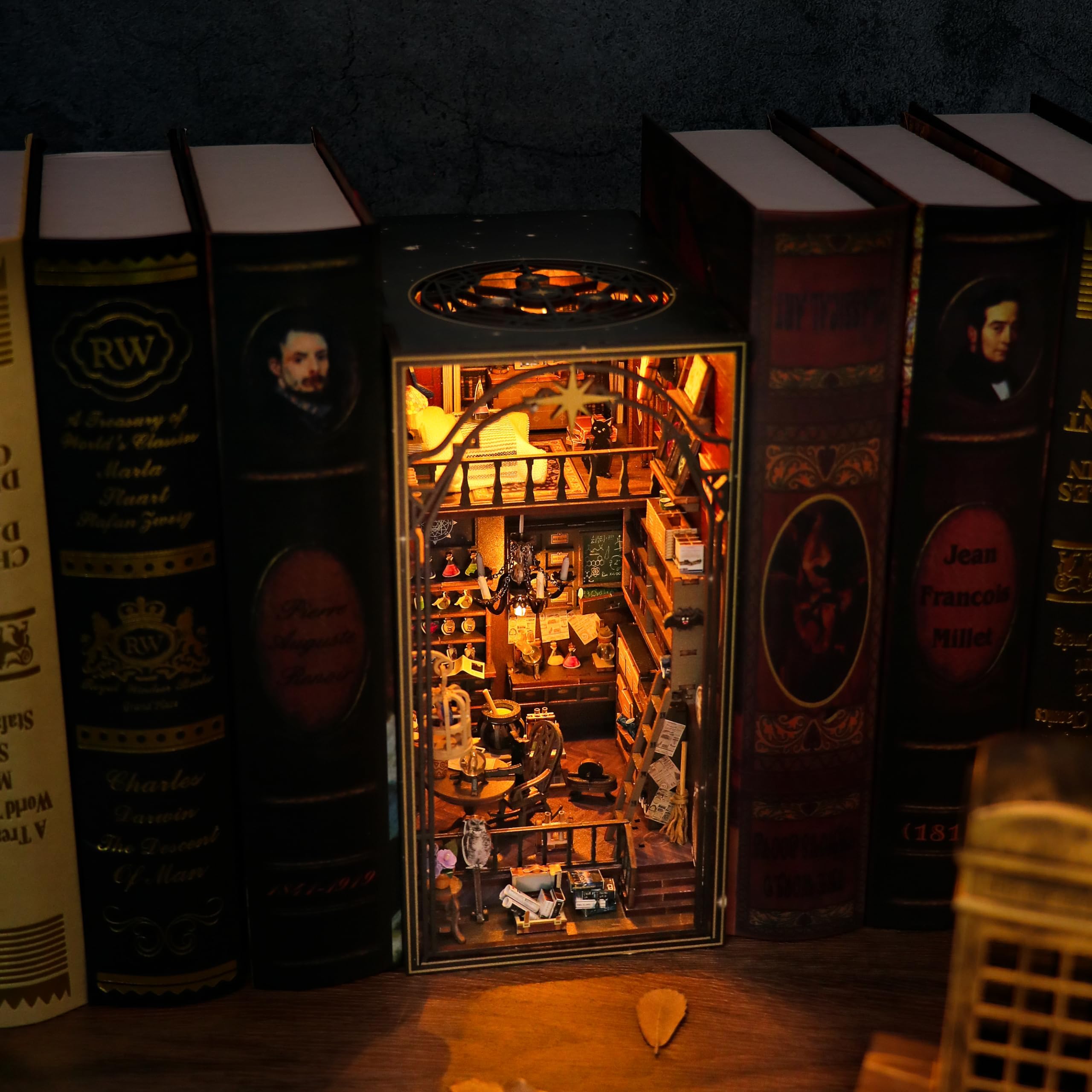 DIY Book Nook Kit, DIY Miniature Dollhouse Kit with Furniture and LED ...