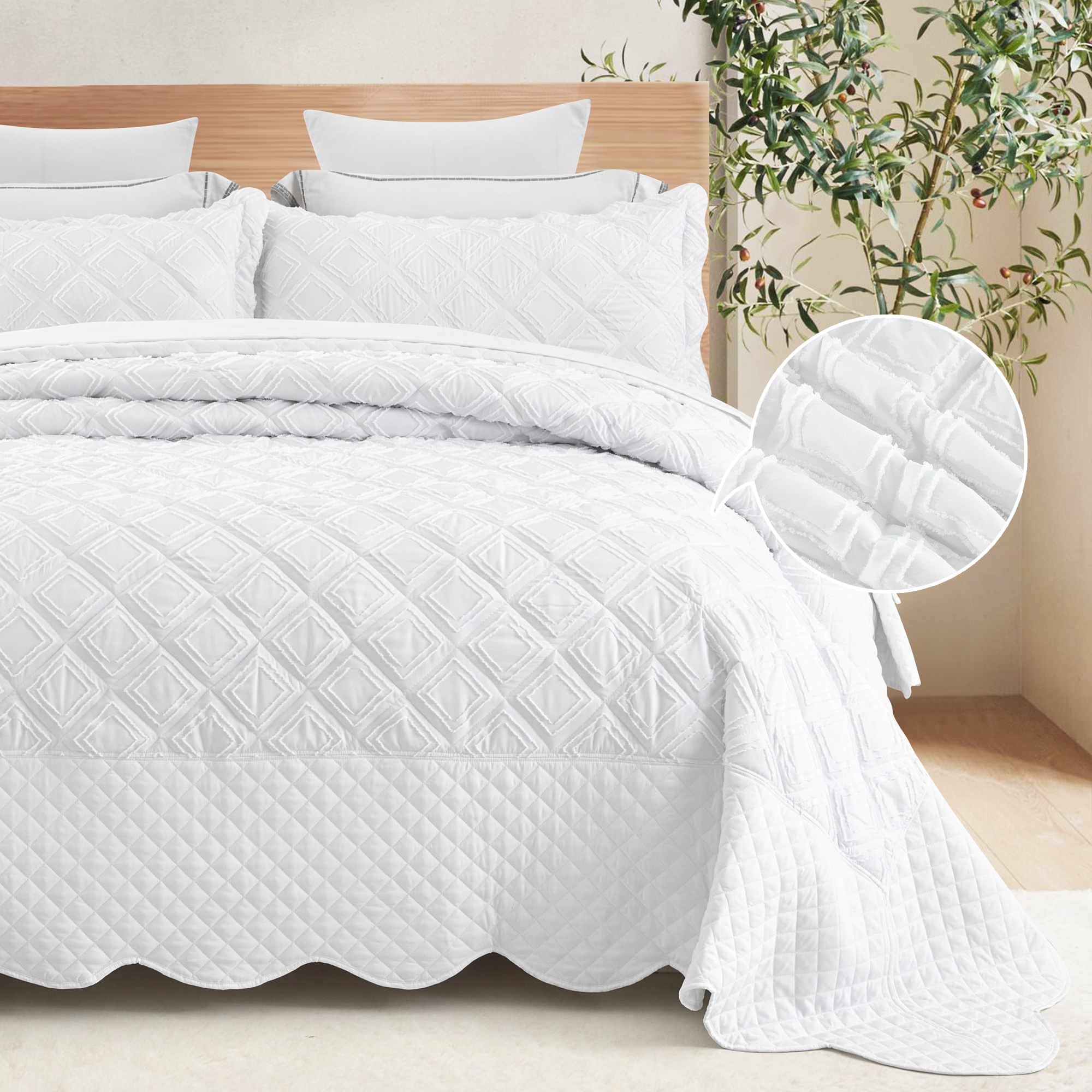Snapklik.com : Oversized King Bedspread, Tufted Jacquard Diamond ...