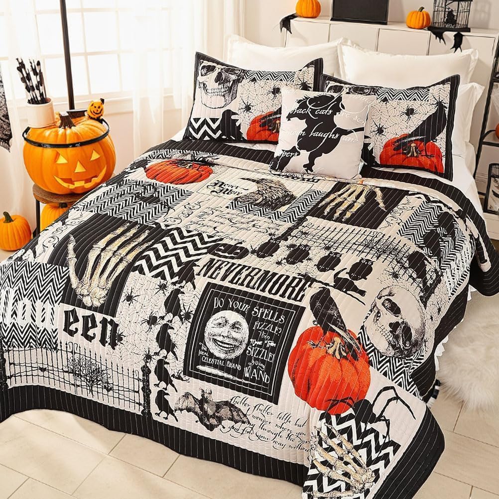 Amazon.com: EVENHUG Halloween Theme King Size Quilt Bedding Set with 3 ...