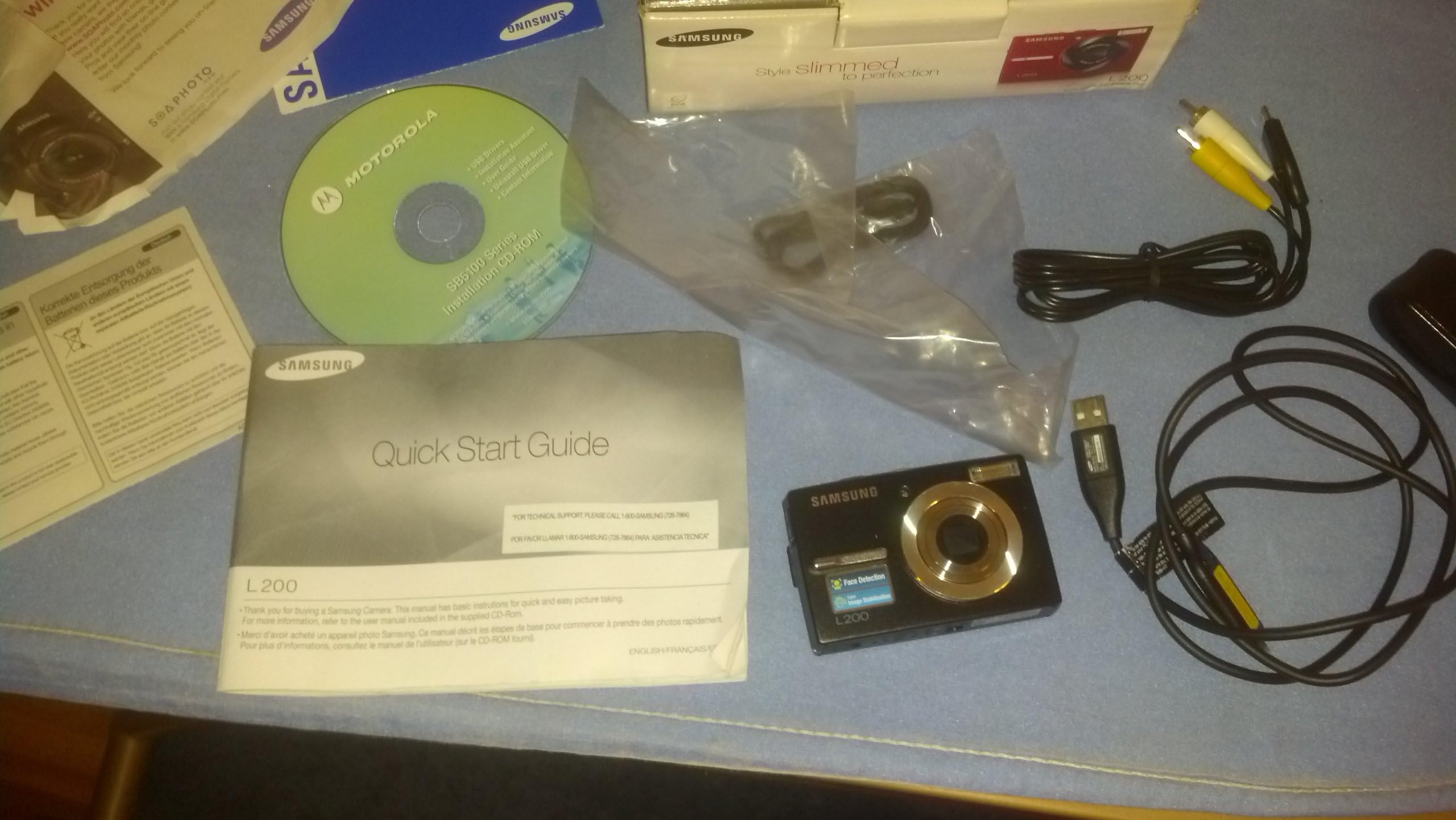 Amazon.com : Samsung 14MP Digital Camera Red : Point And Shoot Digital ...