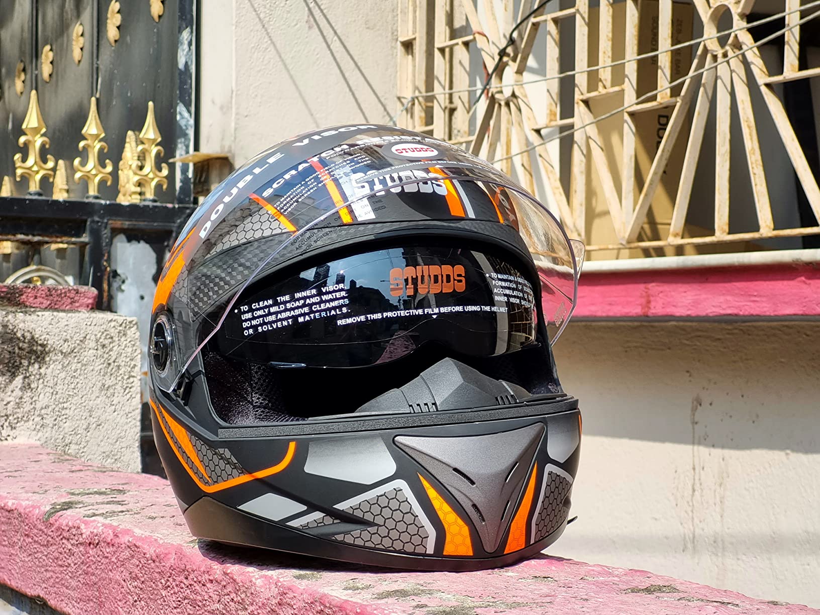 Studds SHIFTER D8 Decor Full Face Helmet (Matt Black and Orange, M ...