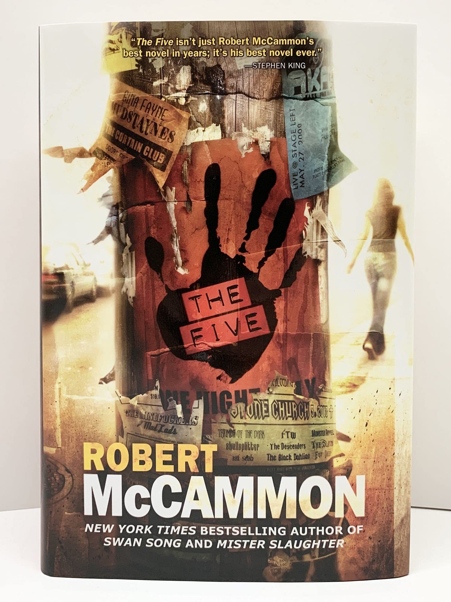 The Five: McCammon, Robert: 9781596063419: Amazon.com: Books