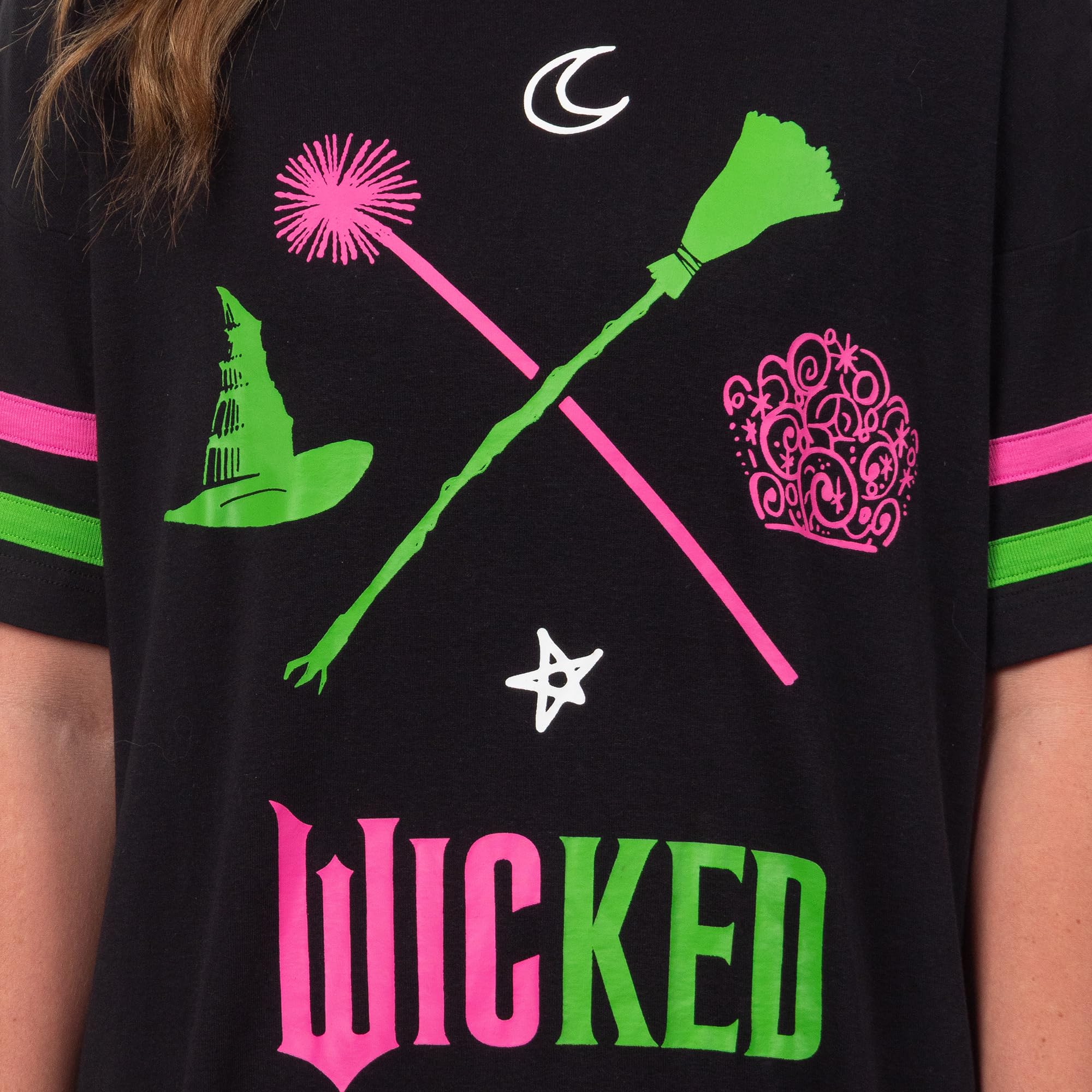 Snapklik.com : INTIMO Wicked Pajamas Womens Elphaba And Glinda Charm ...