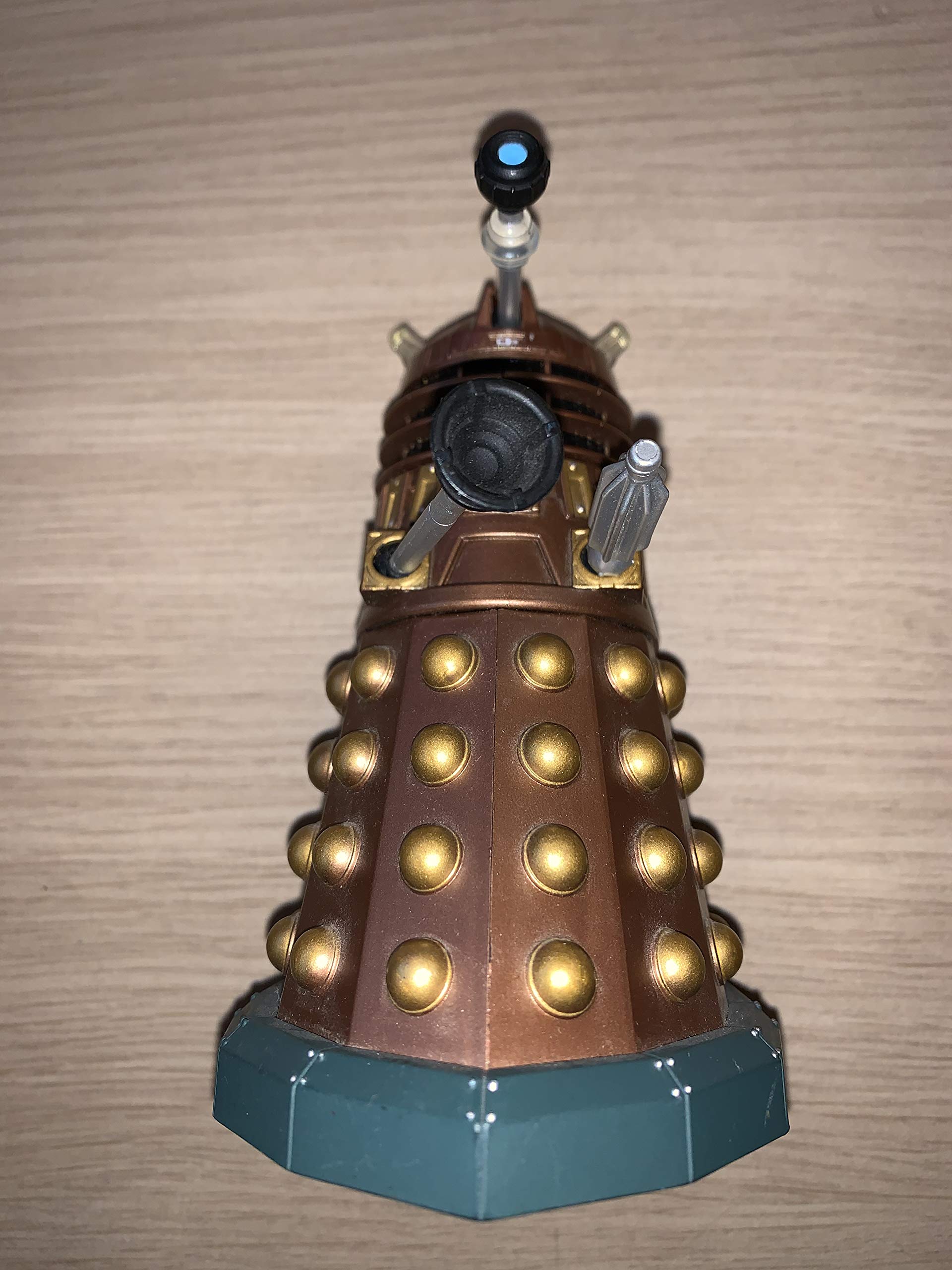 Dalek Thay