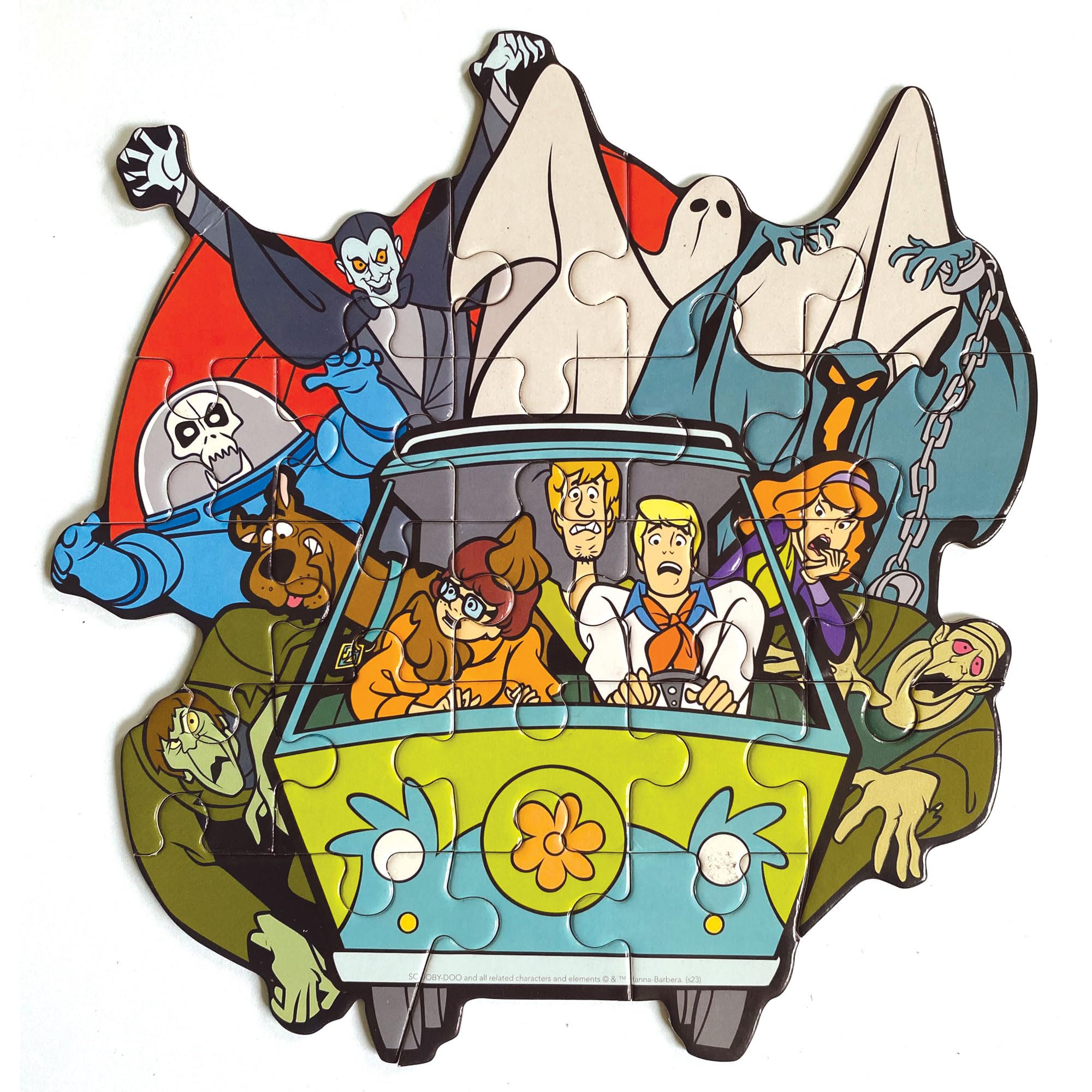 Snapklik.com : Glow In The Dark Scooby Doo 22-Piece Die-Cut Shaped Mini ...