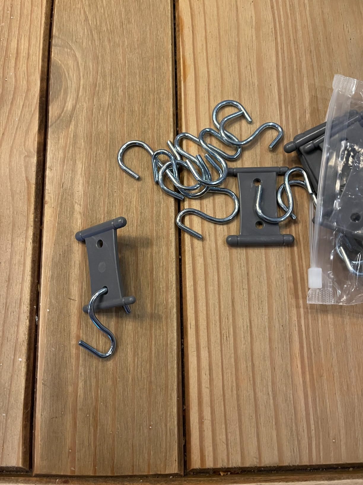Homgaty RV Awning Hooks, 16 Pcs Awning Light Clips for Rail 5/6mm and 7 ...