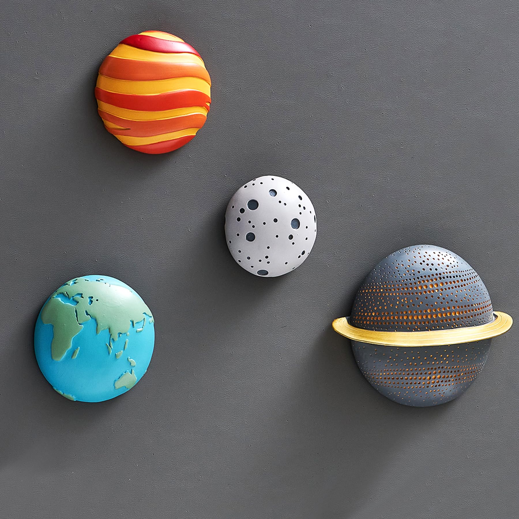 Amazon.com: FJSPERM 4Pcs Outer Space Planets Wall Decor Boys Room Decor ...
