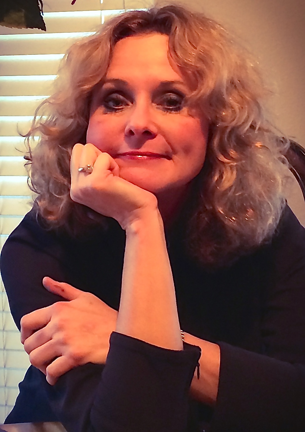 Amazon.com: Deborah Oveland: books, biography, latest update