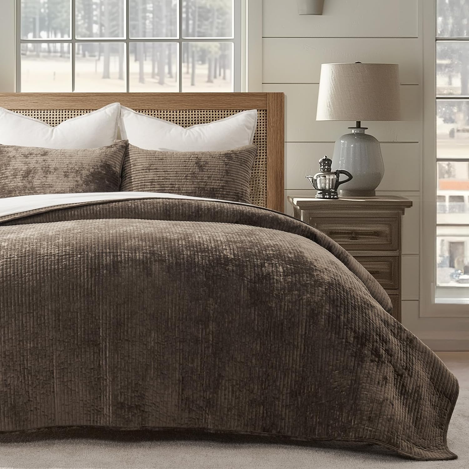 Amazon.com: EVERGRACE Velvet Quilt Set King Size, Luxurious Soft ...